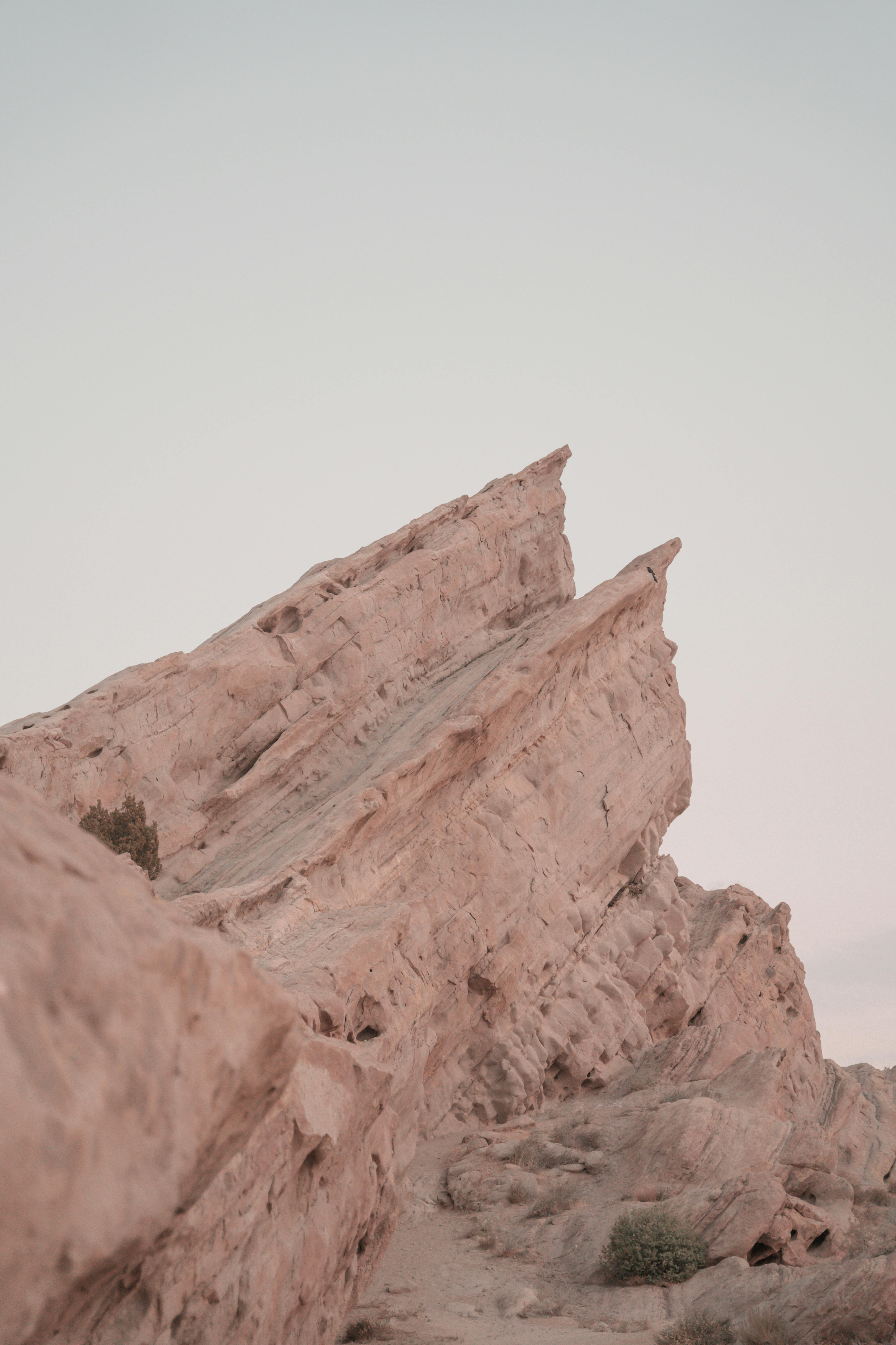 Pointy Rock Formation in Vasquez Rocks Natural Area Park · Free Stock Photo