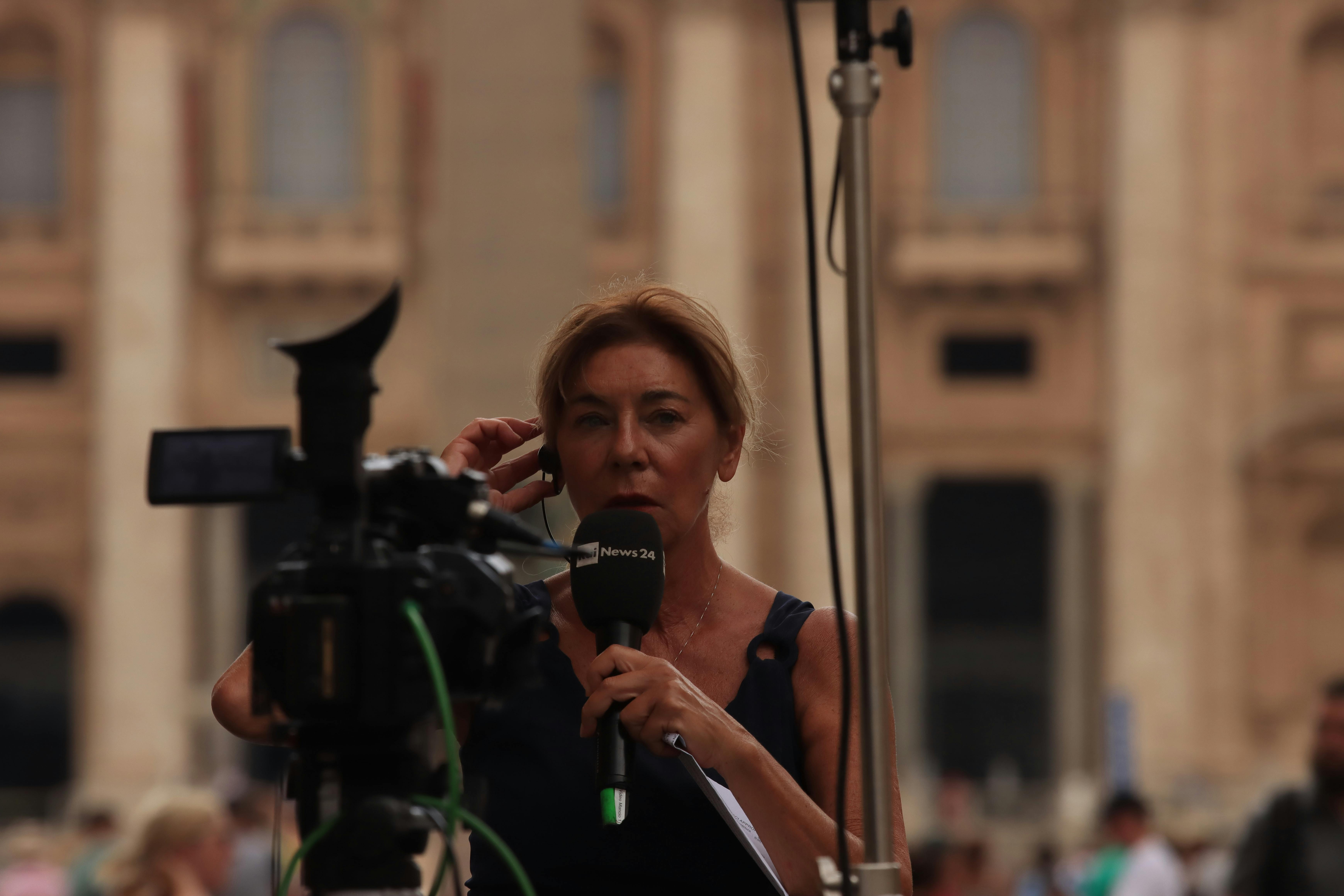 Reportage Photos, Download The BEST Free Reportage Stock Photos & HD Images