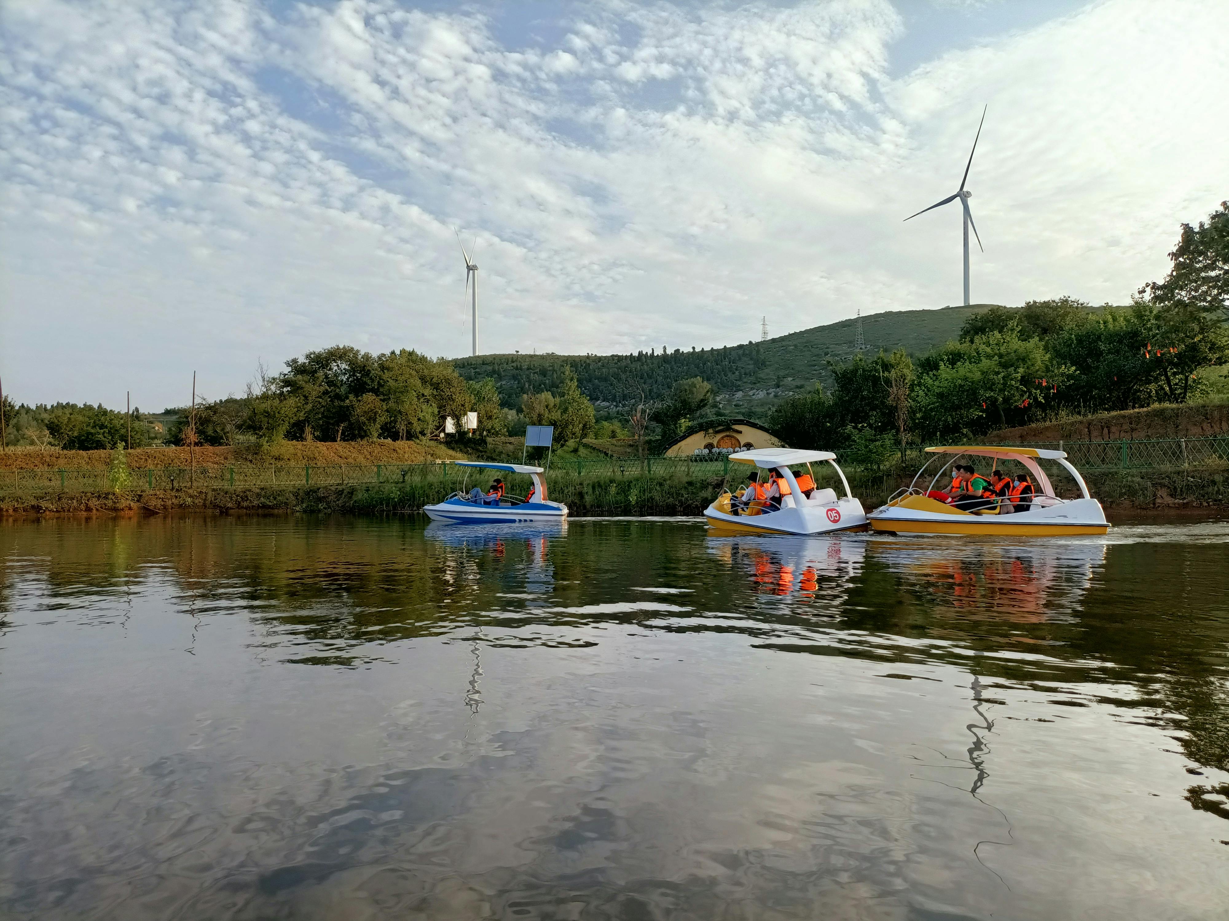 People Riding Boats · Free Stock Photo