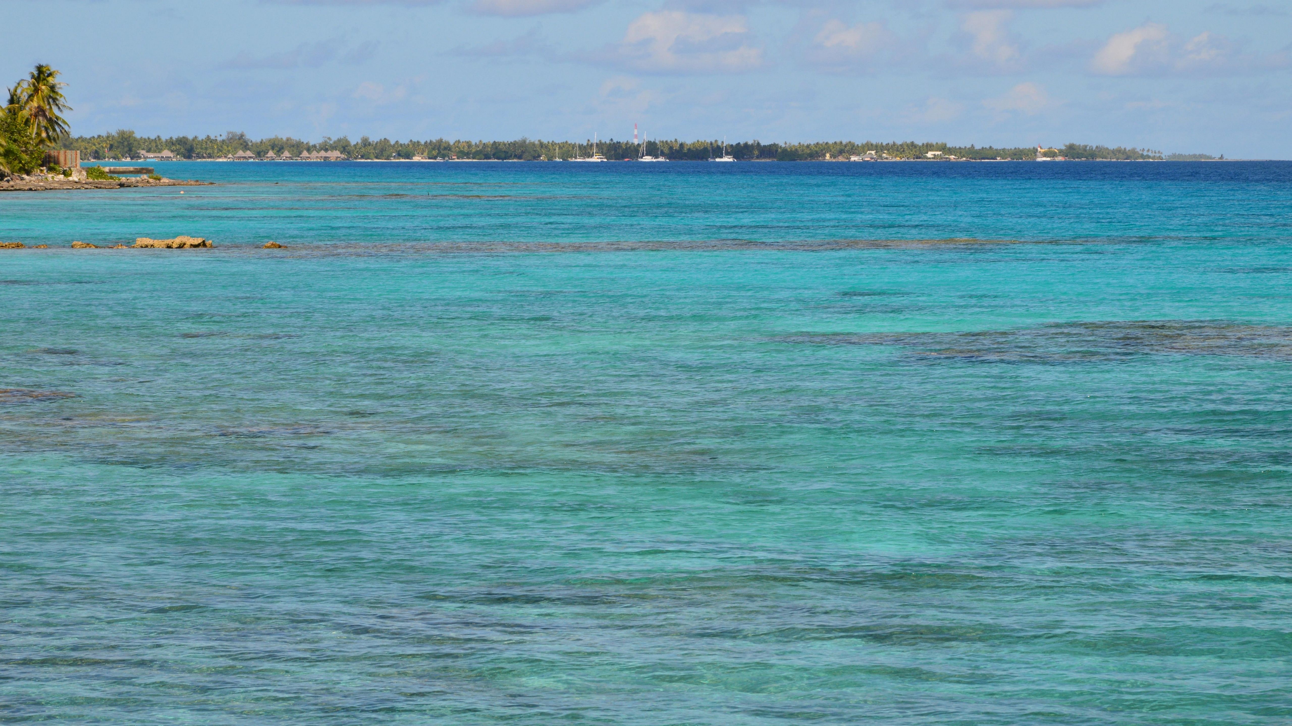 Blue Sky over Sea · Free Stock Photo