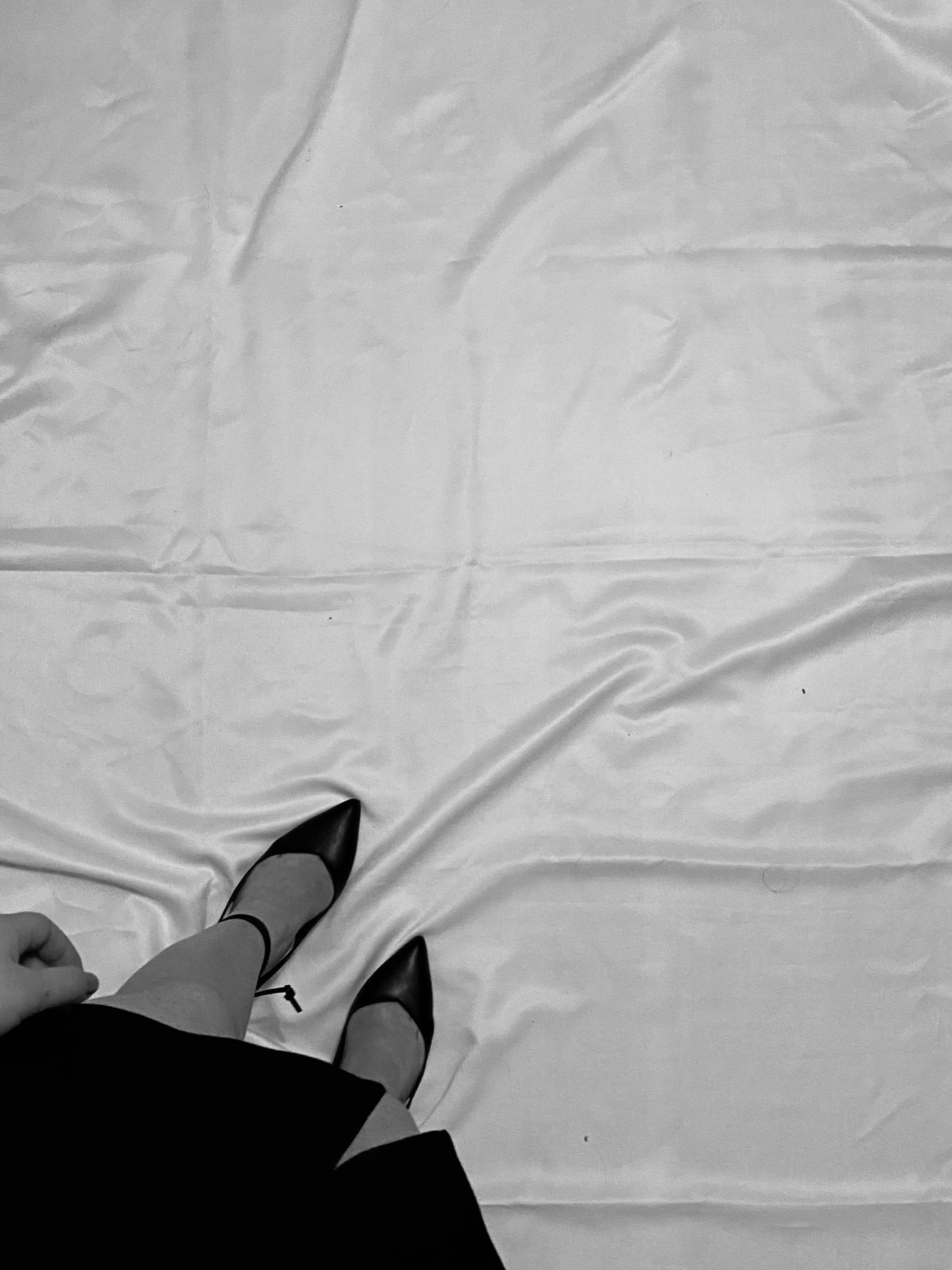 Grayscale Photo of a White Fabric · Free Stock Photo