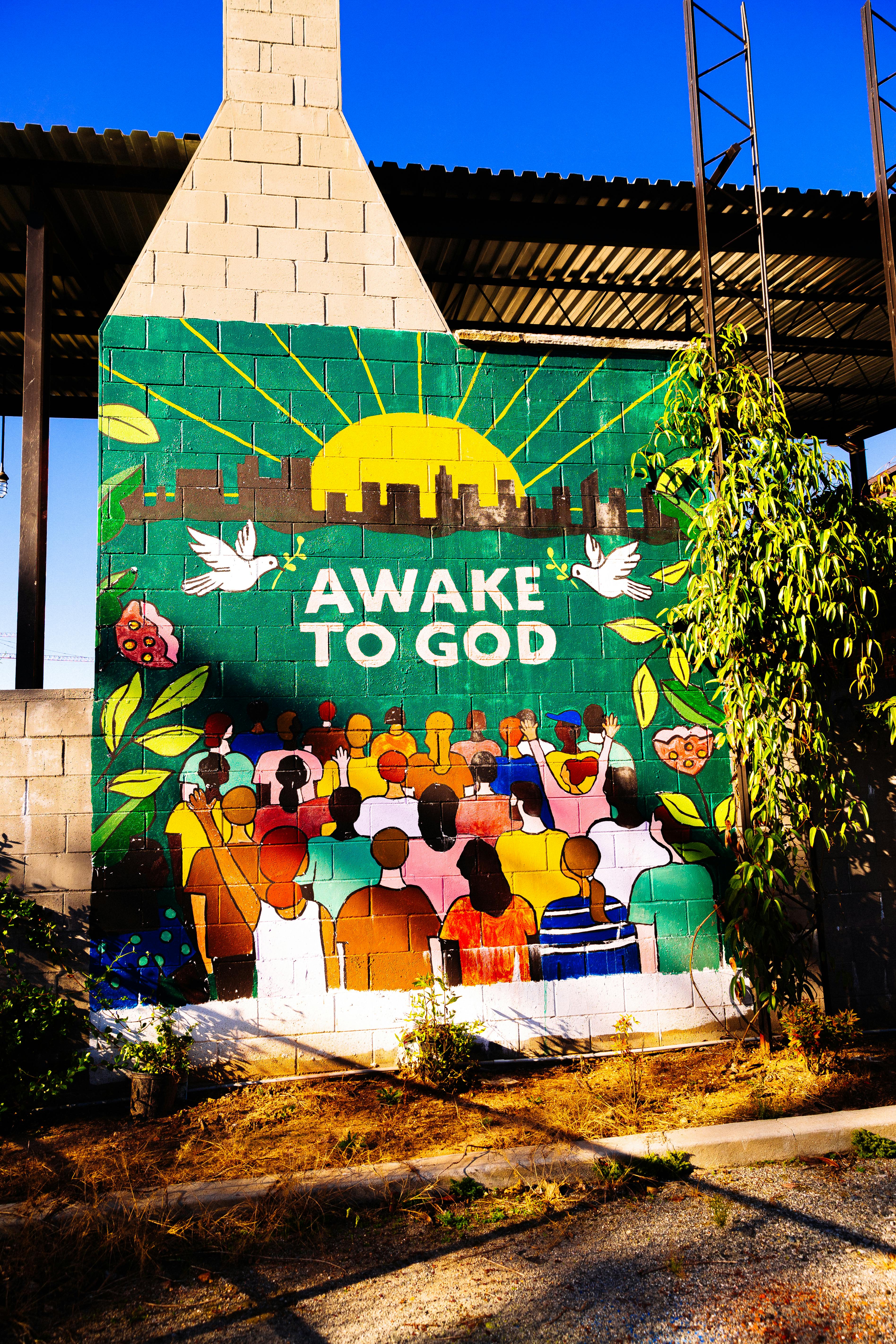 Mural on Brick Wall · Free Stock Photo