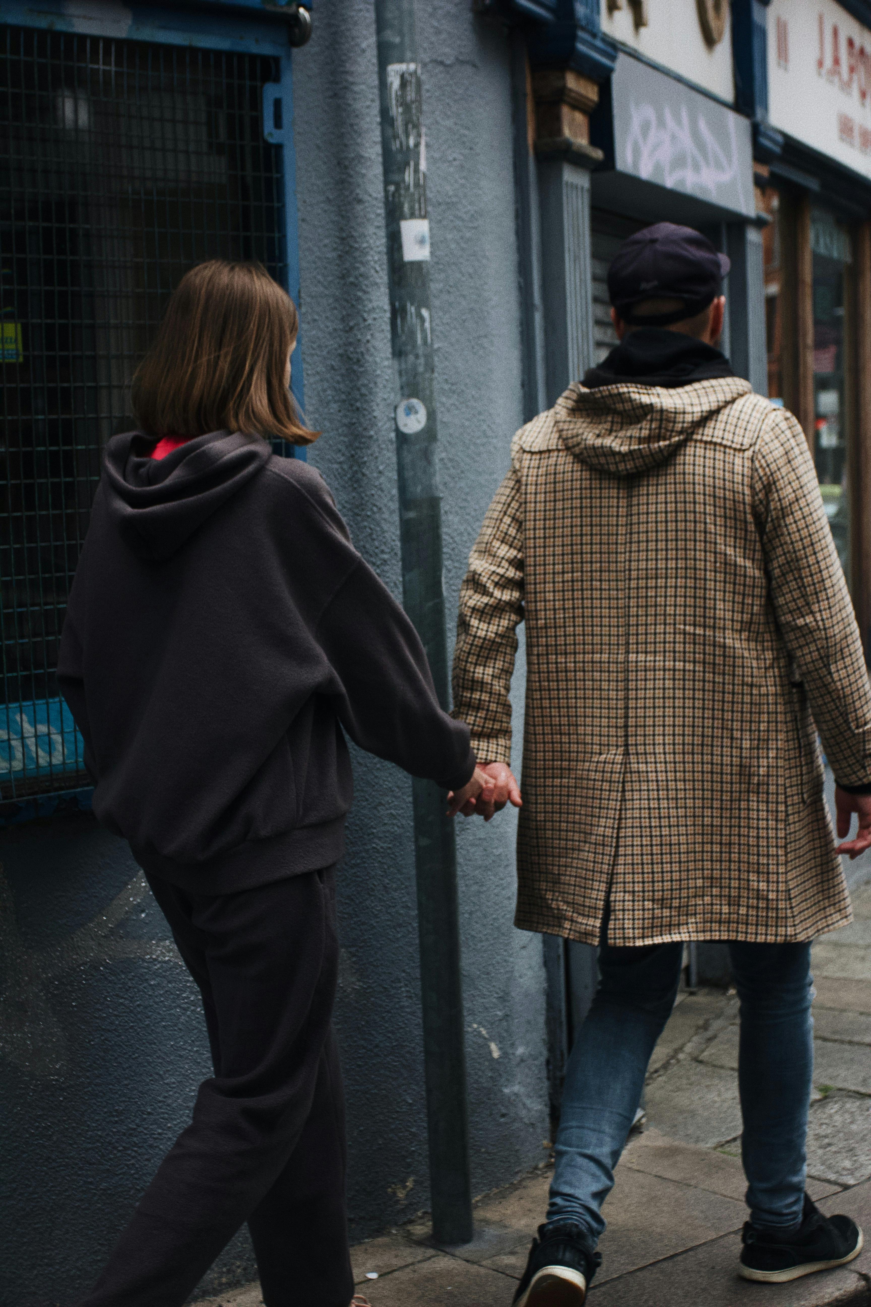 Couple Hands Photos, Download The BEST Free Couple Hands Stock Photos ...