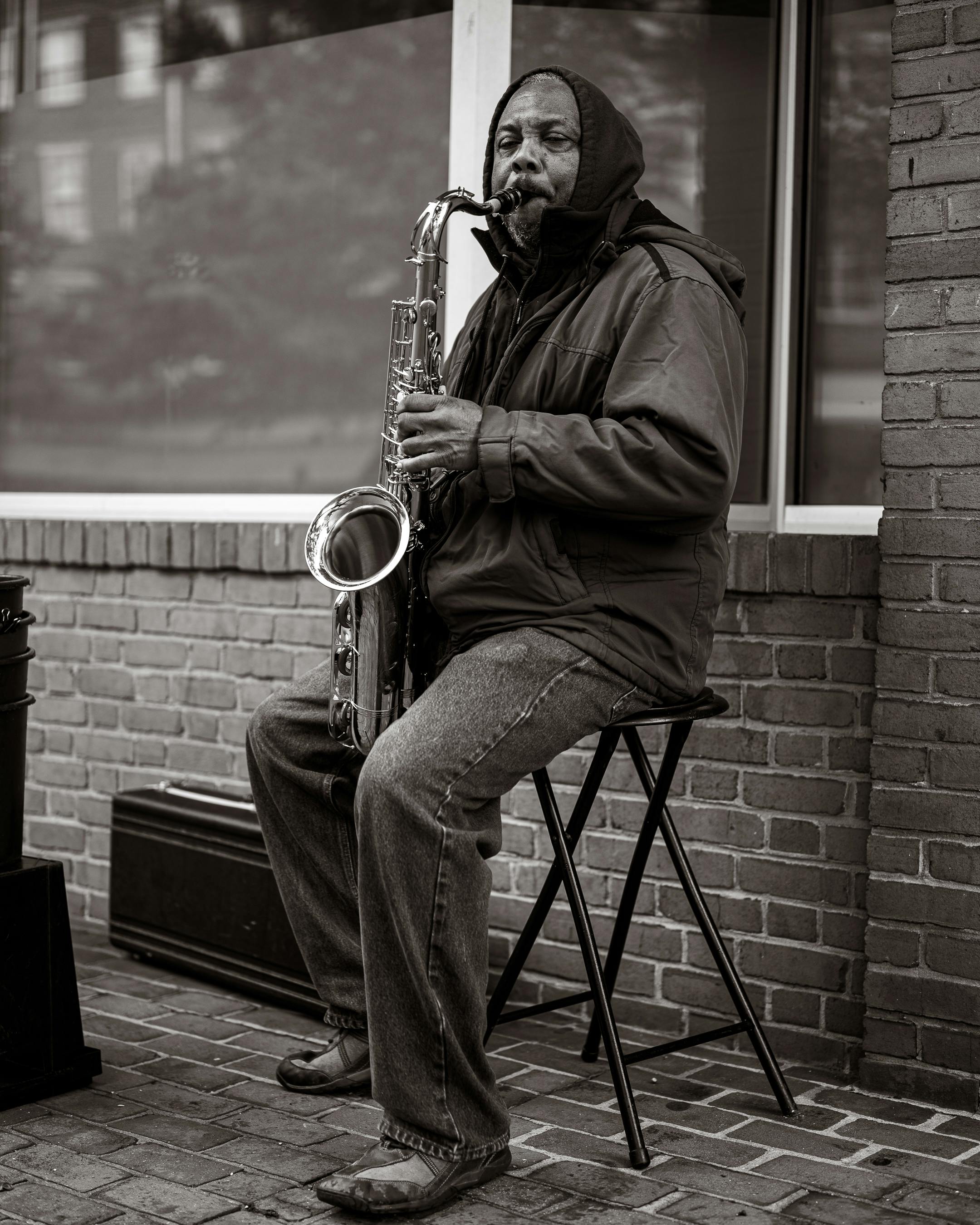 Street Magician in a Public Square · Free Stock Photo