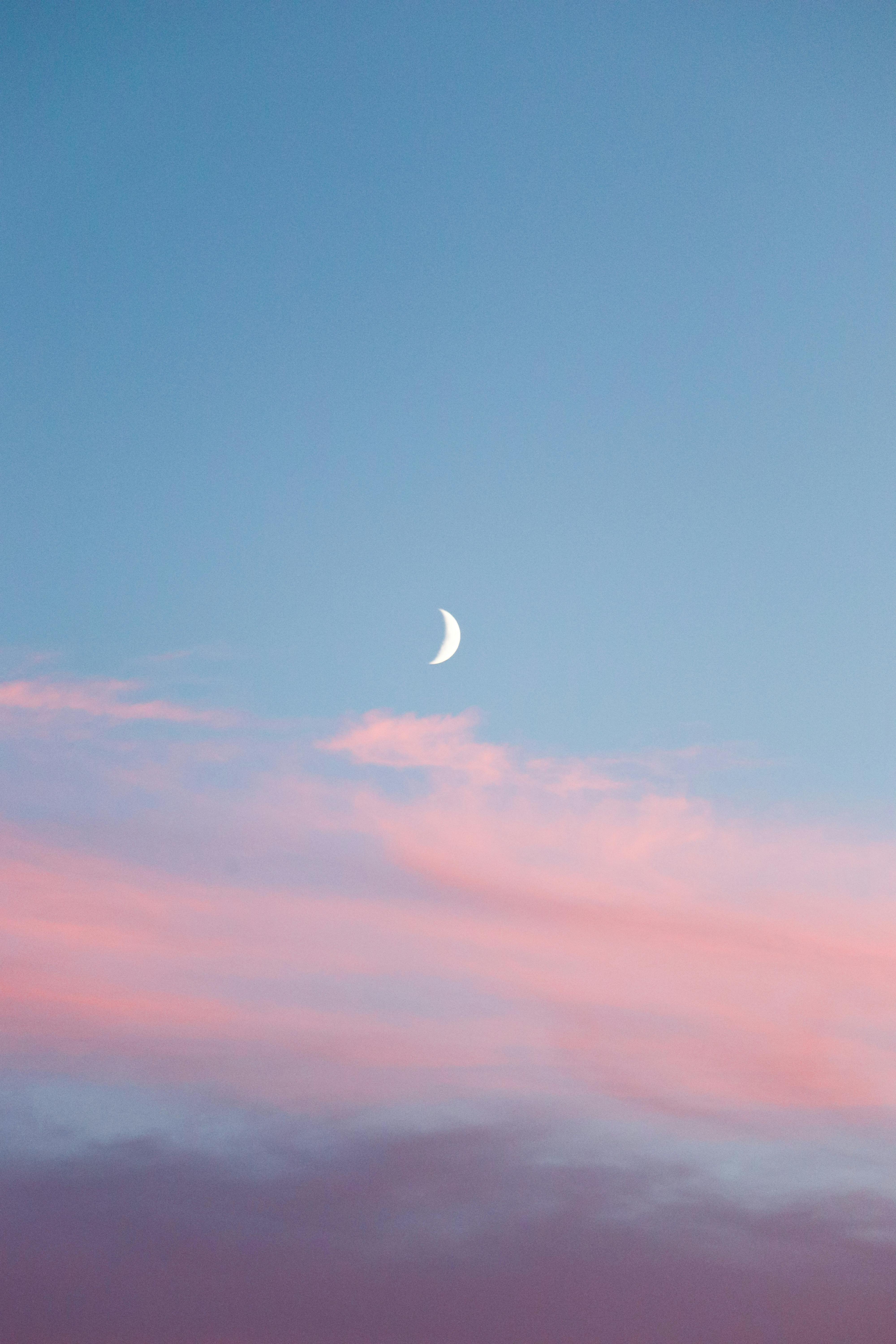 Photo of a Moon in Third Quarter Phase · Free Stock Photo