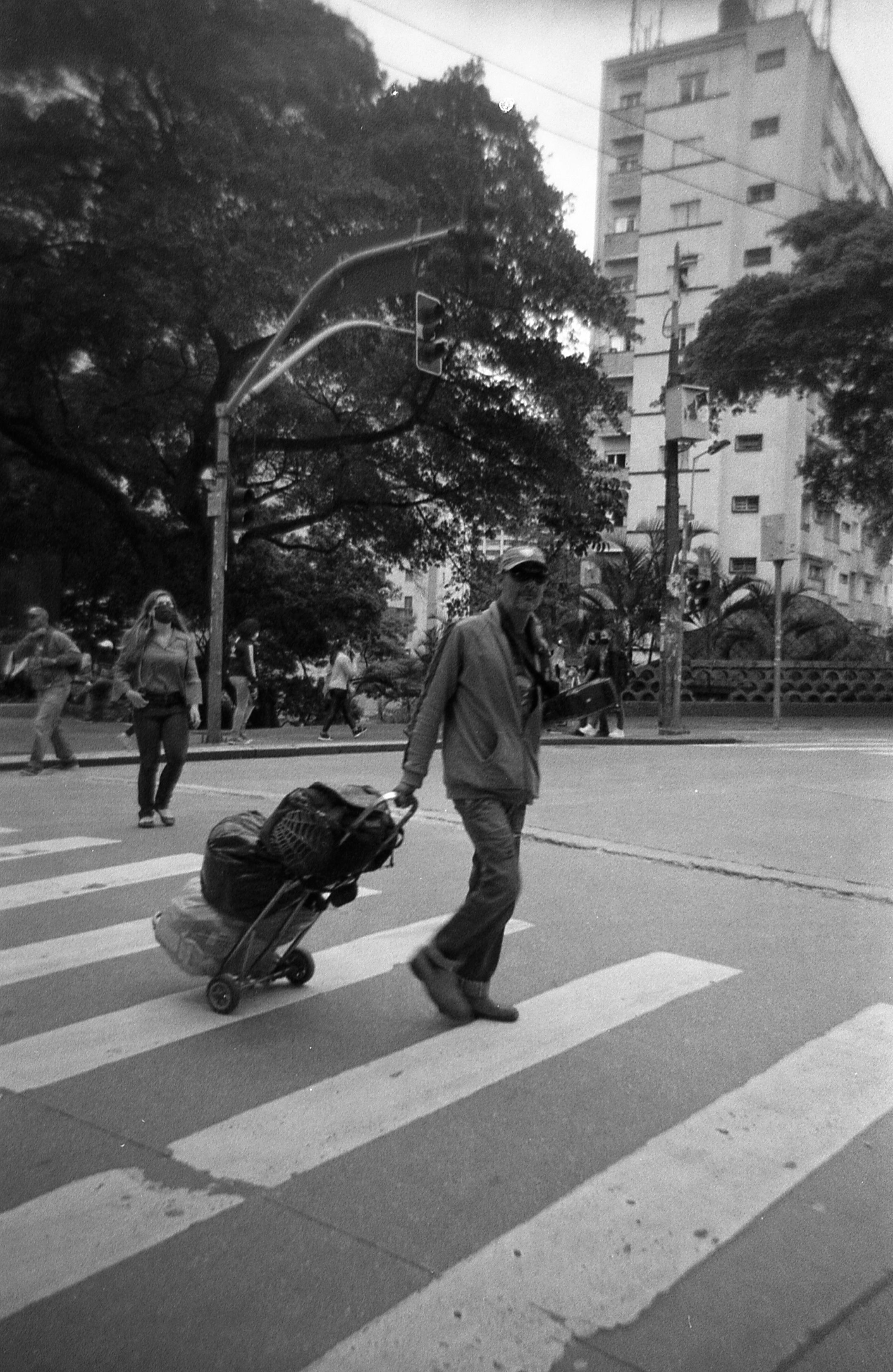 Man Crossing the Street in City · Free Stock Photo