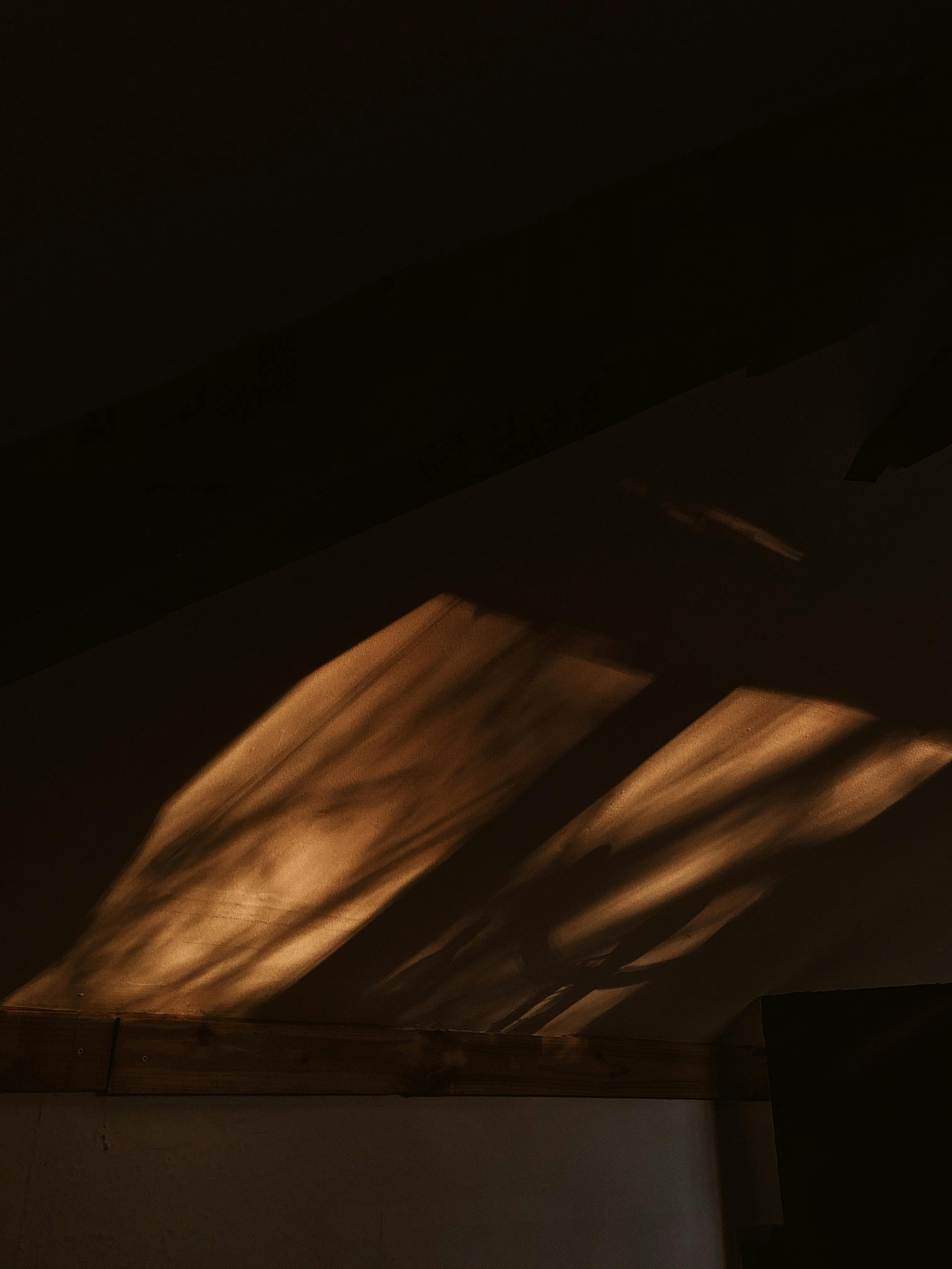 Shadow on the Ceiling · Free Stock Photo