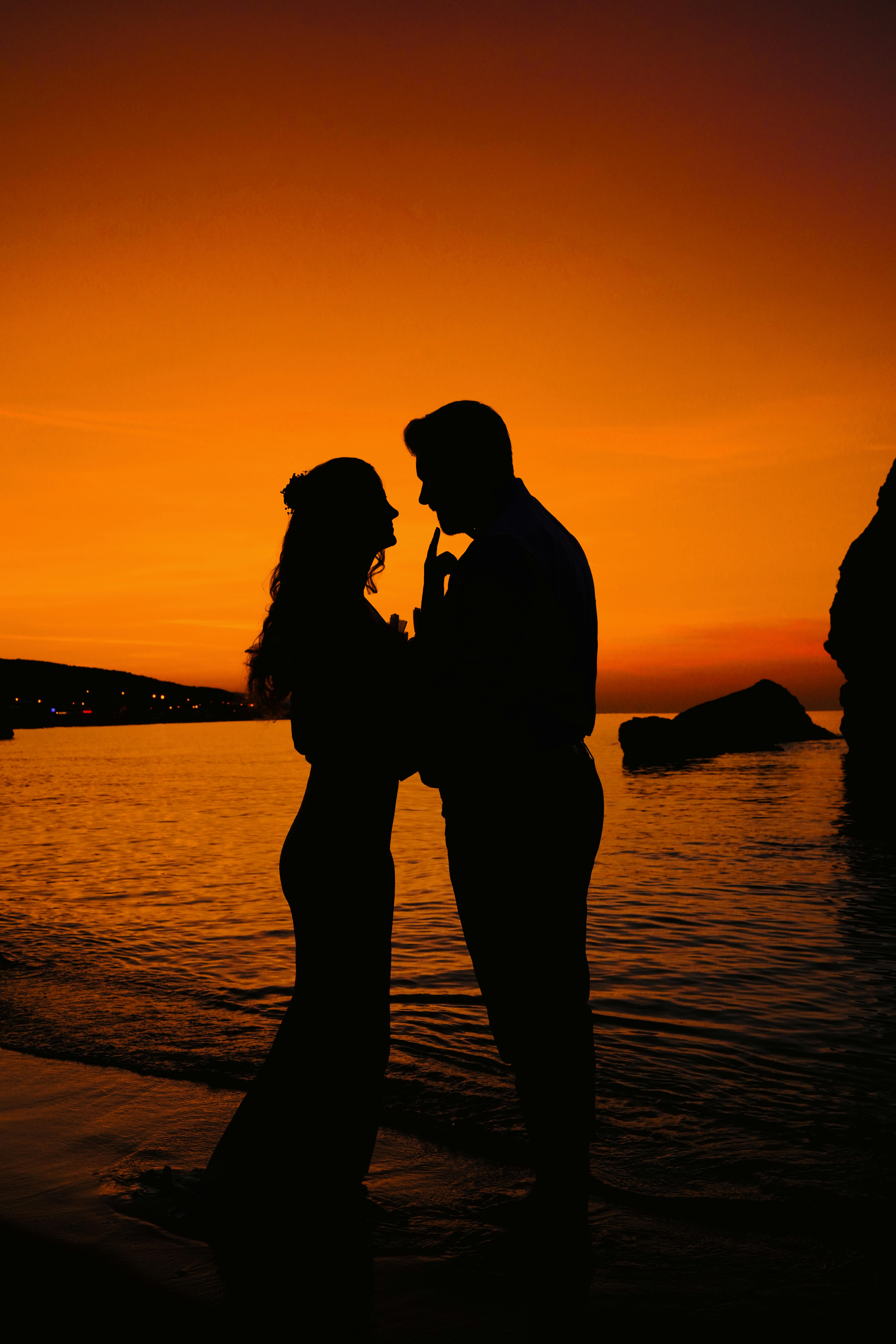 Romance At Sunset A Romantic New Mexico Sunset Styled Elopement