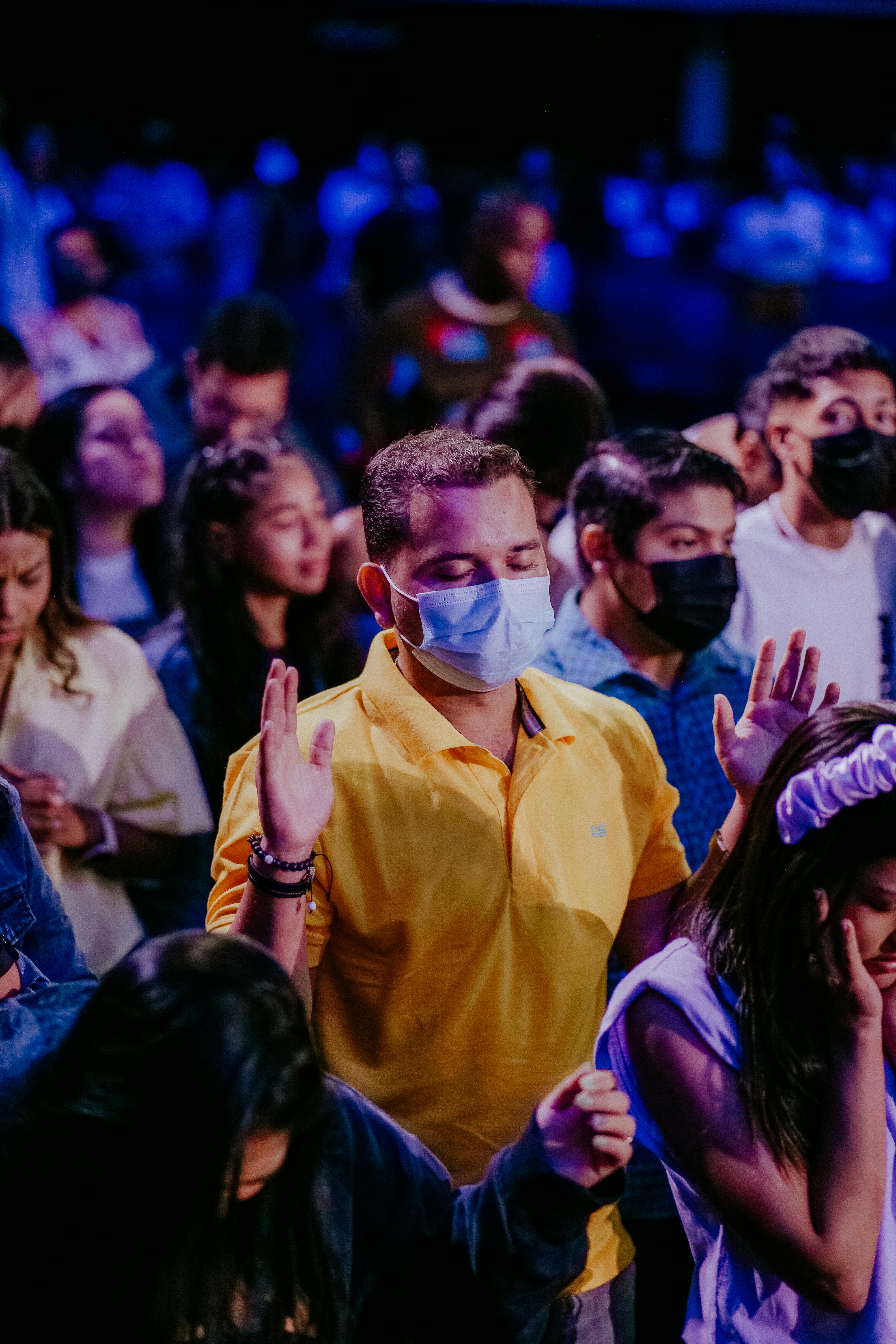 Congregation in a Concert Hall · Free Stock Photo