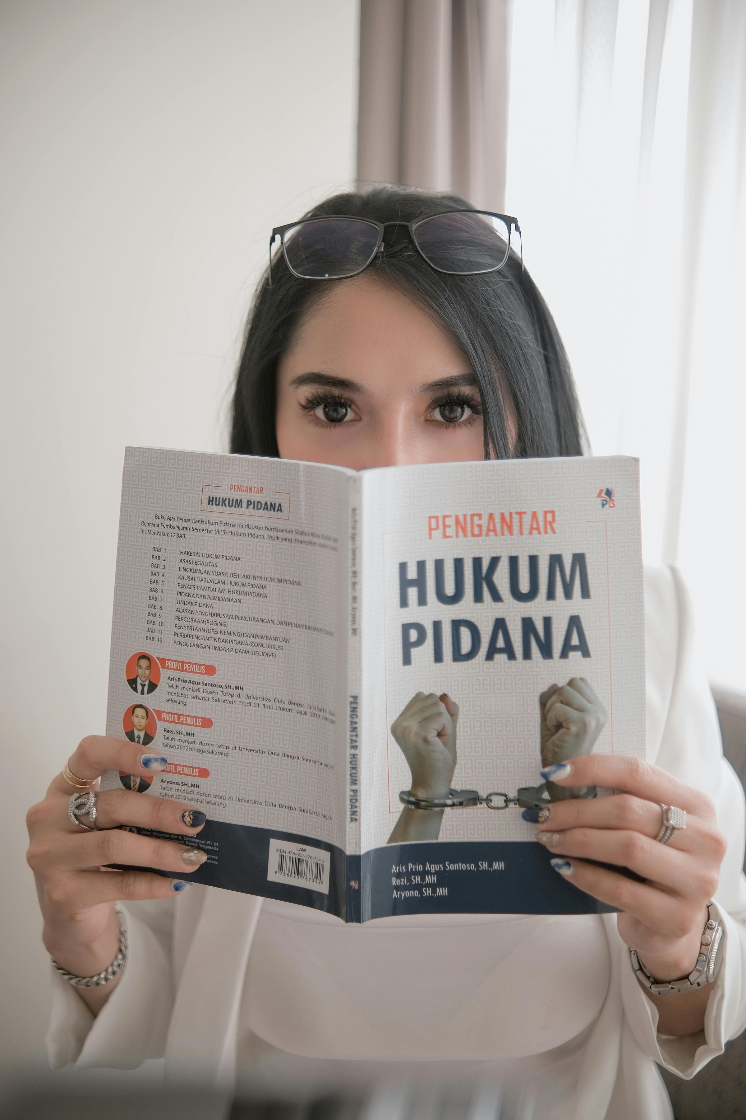 Close Up Book Photos, Download Free Close Up Book Stock Photos & HD Images