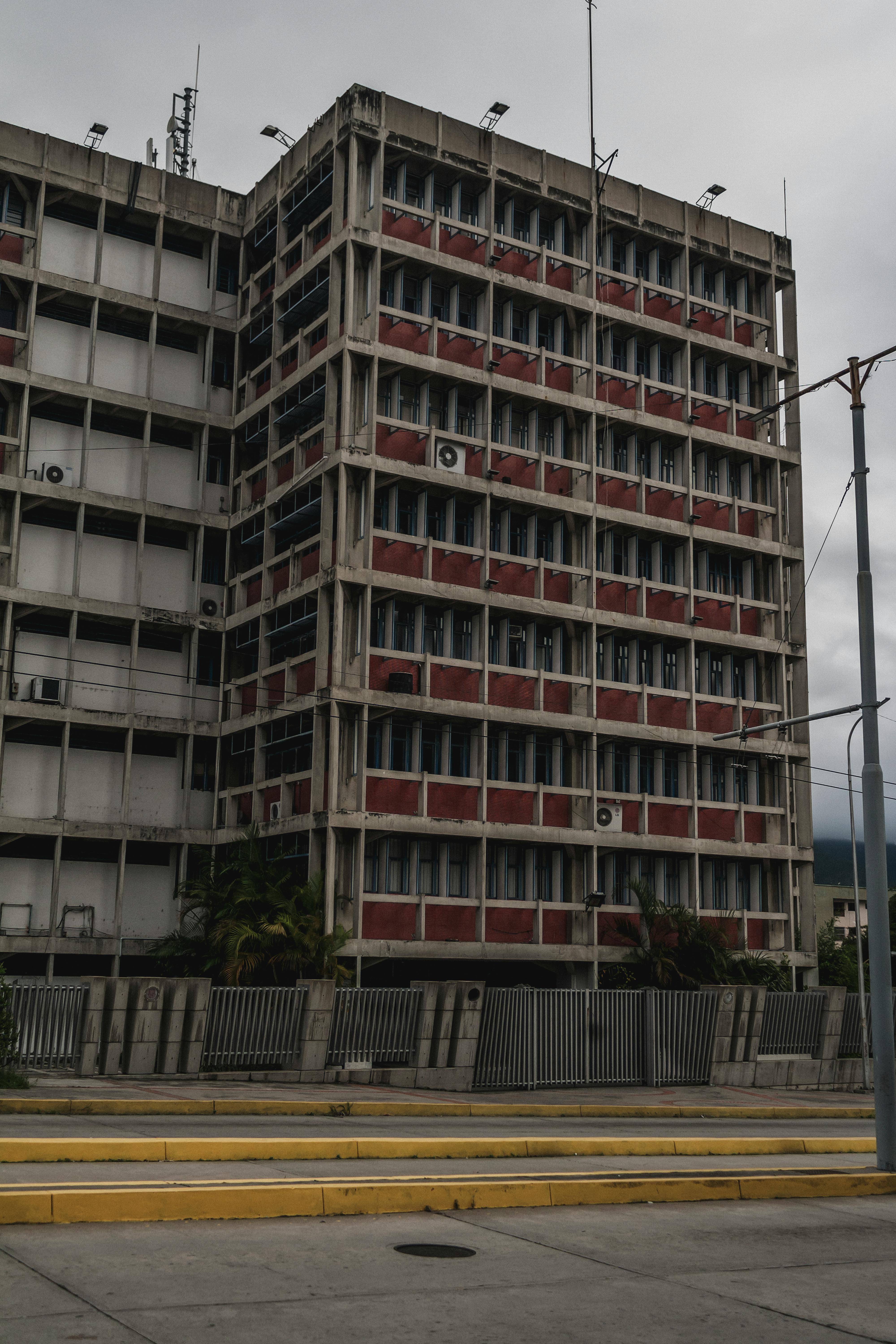 Old Office Building · Free Stock Photo