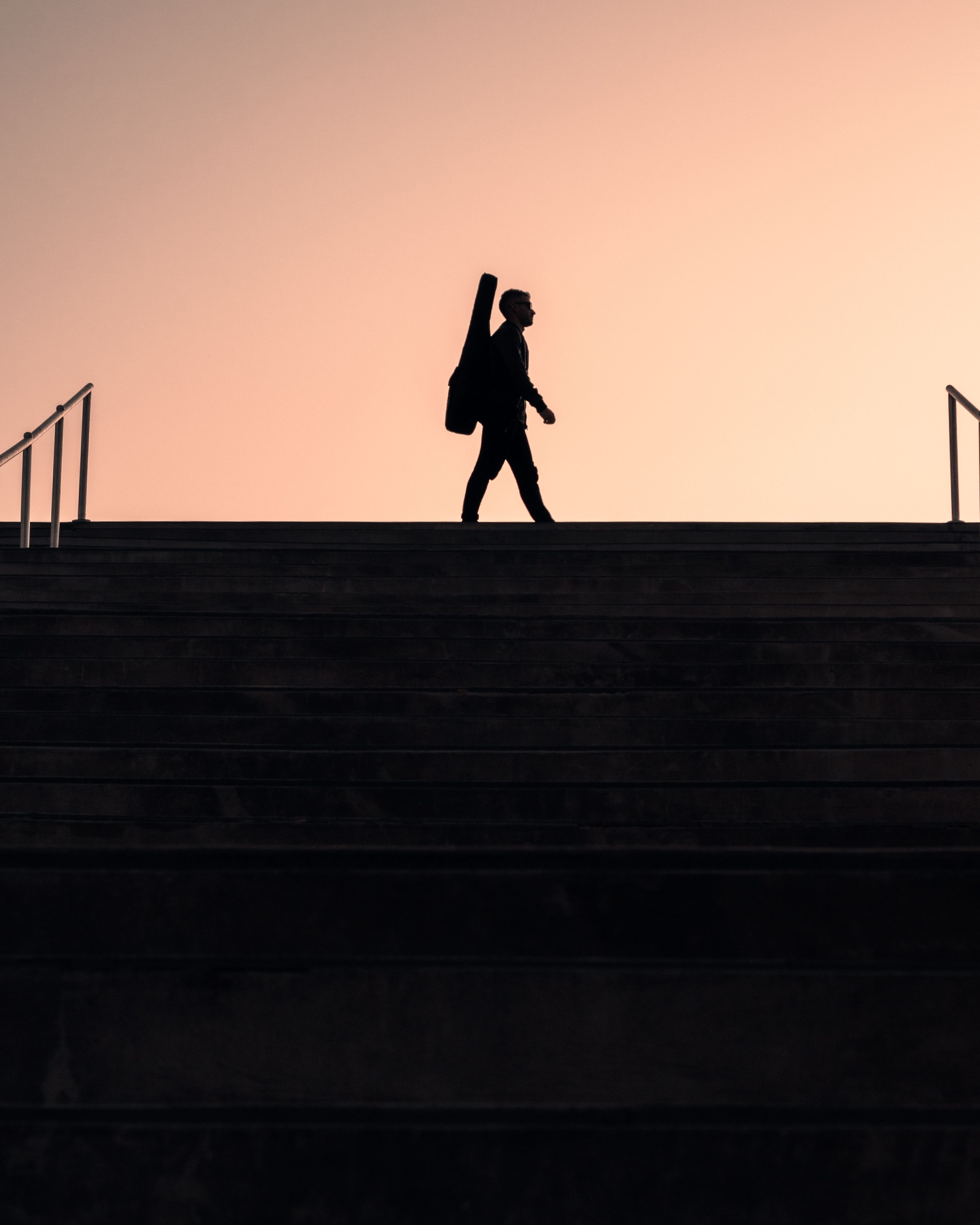 Silhouette Walking Photos, Download Free Silhouette Walking Stock ...