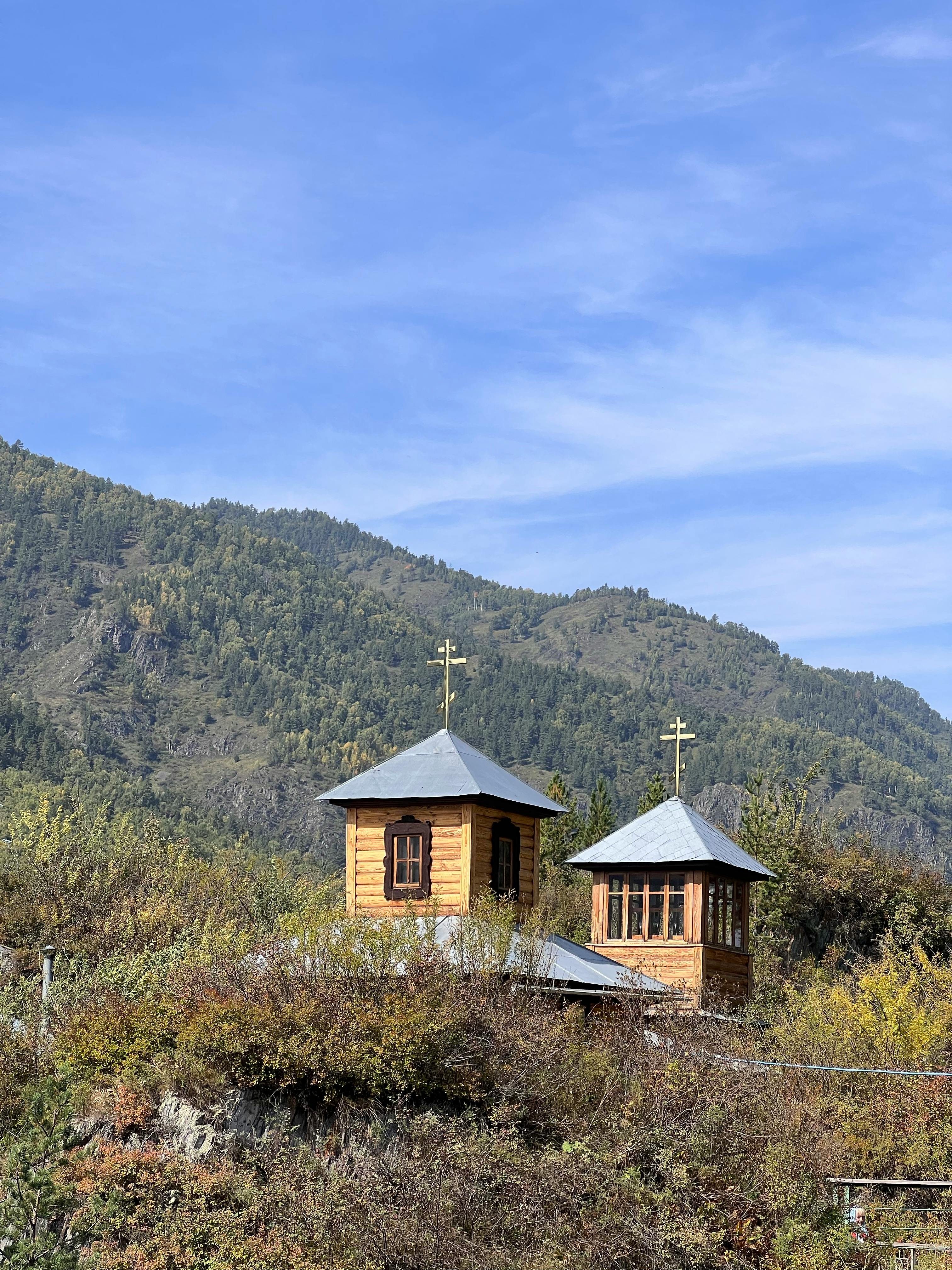 Small Wooden Chapel Near Mountain · Free Stock Photo