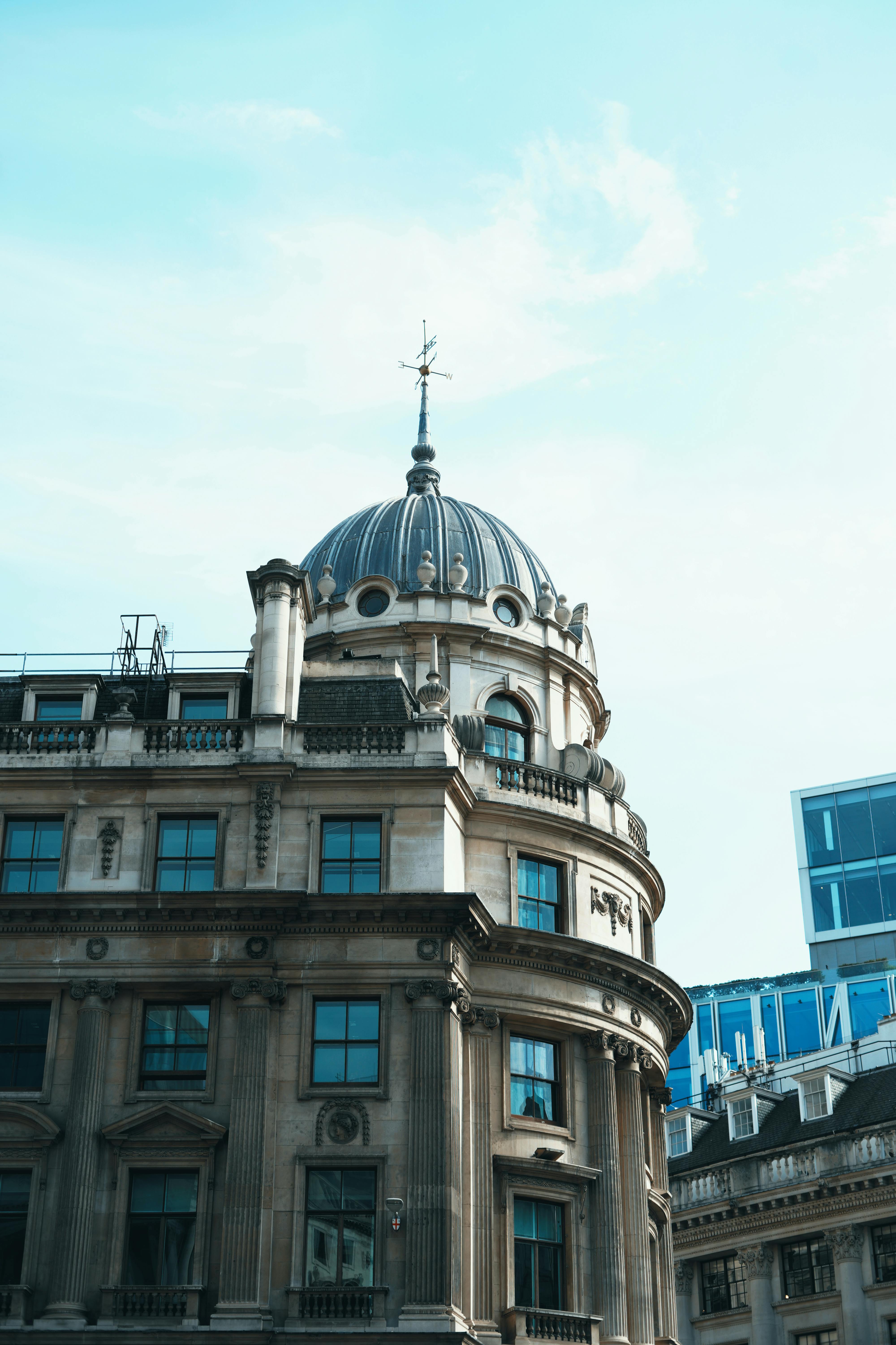 Dome Building · Free Stock Photo