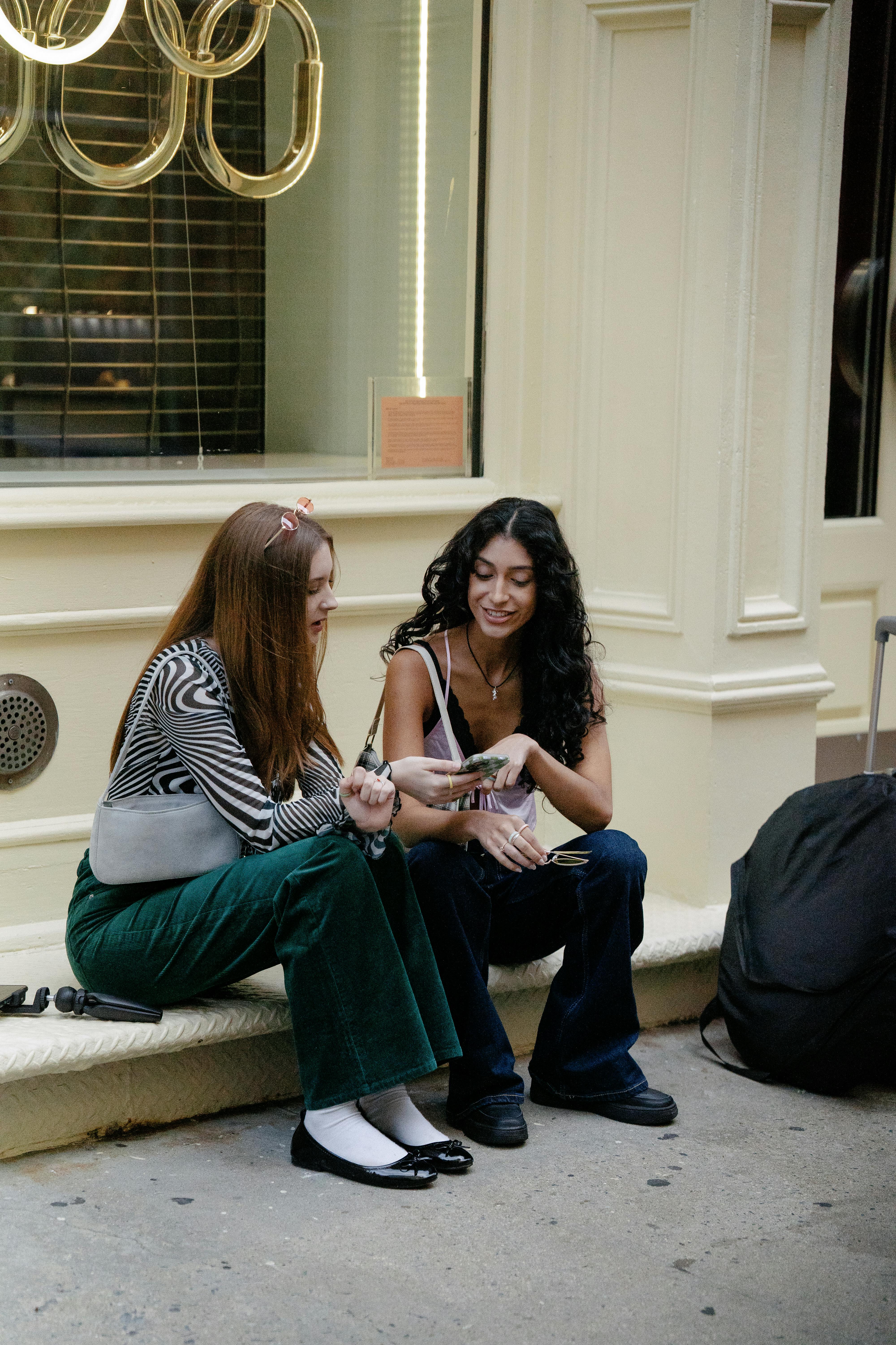 Teenagers Get Together Photos, Download The BEST Free Teenagers Get ...