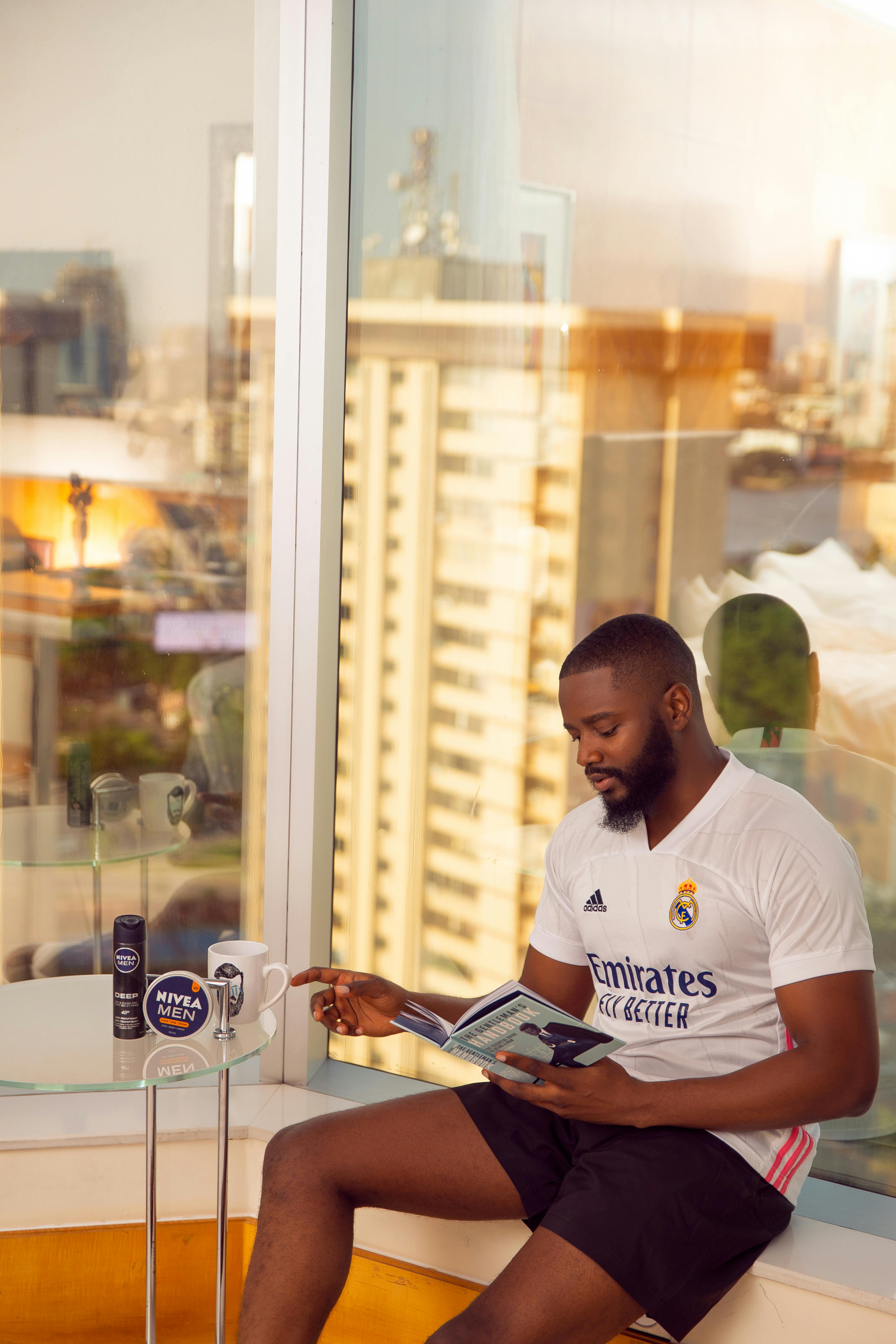 Nivea People Photos, Download The BEST Free Nivea People Stock Photos ...