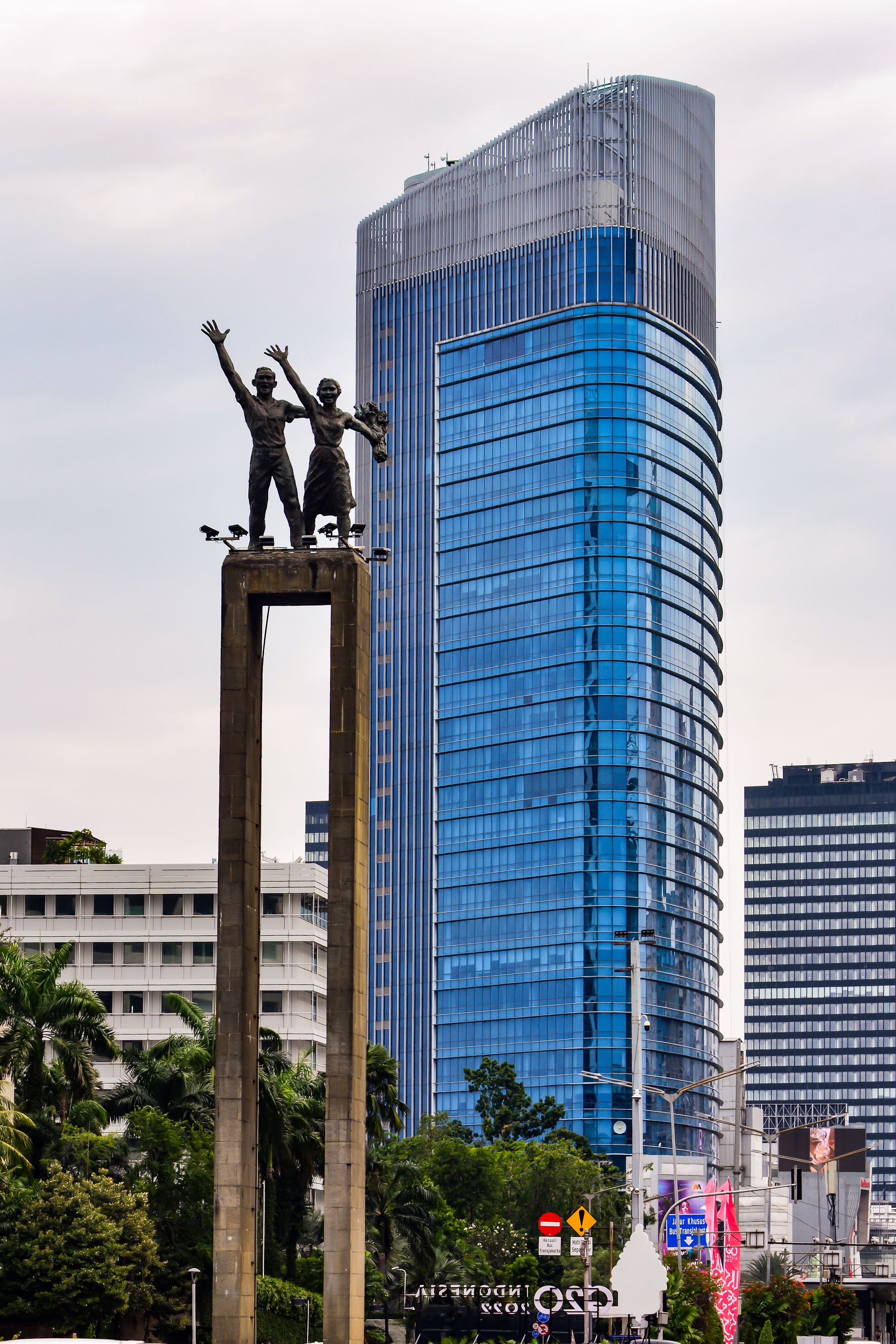 Selamat Datang Monument in Jakarta, Indonesia · Free Stock Photo