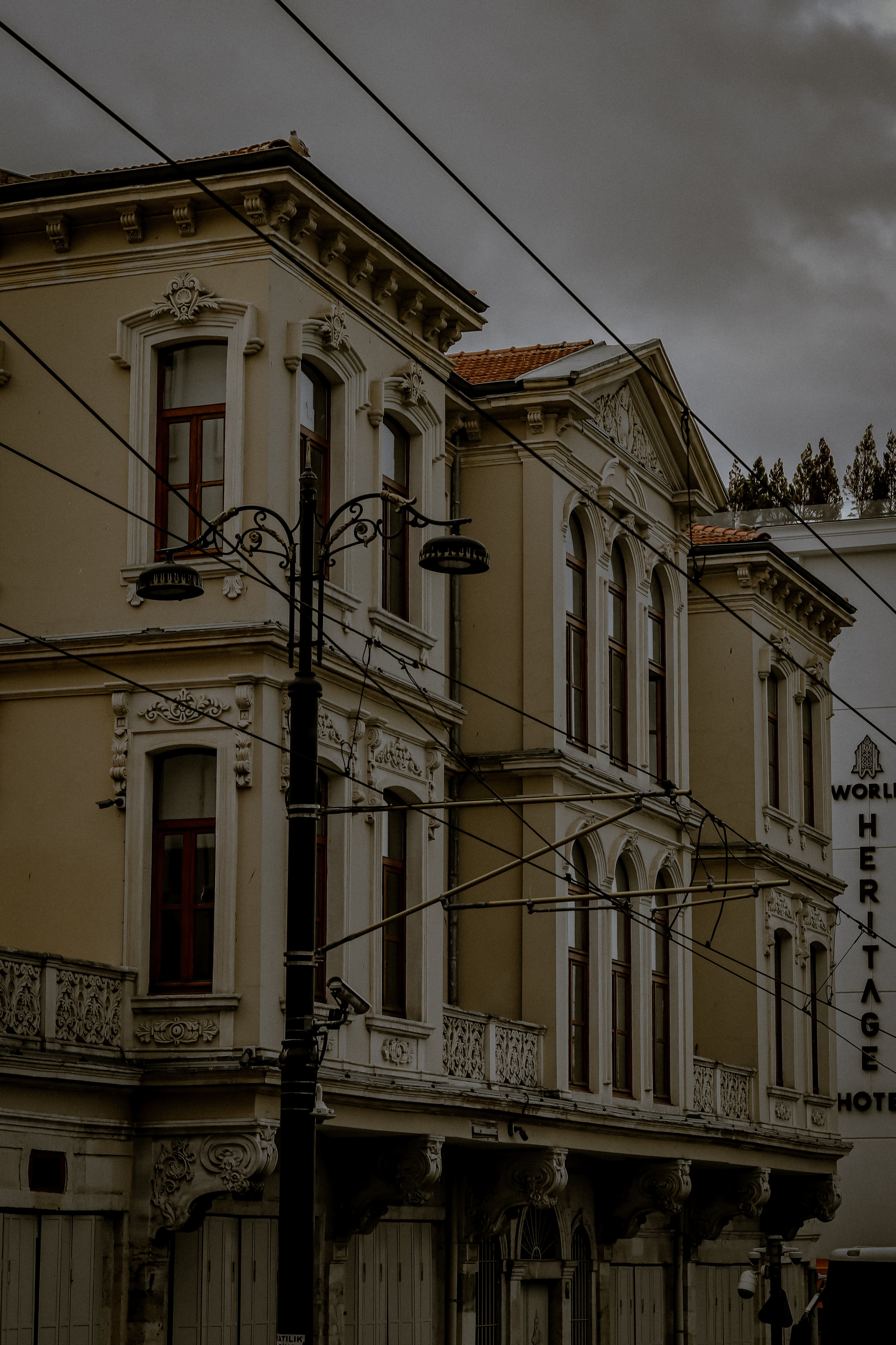 A Hotel Building Under Gloomy Sky · Free Stock Photo