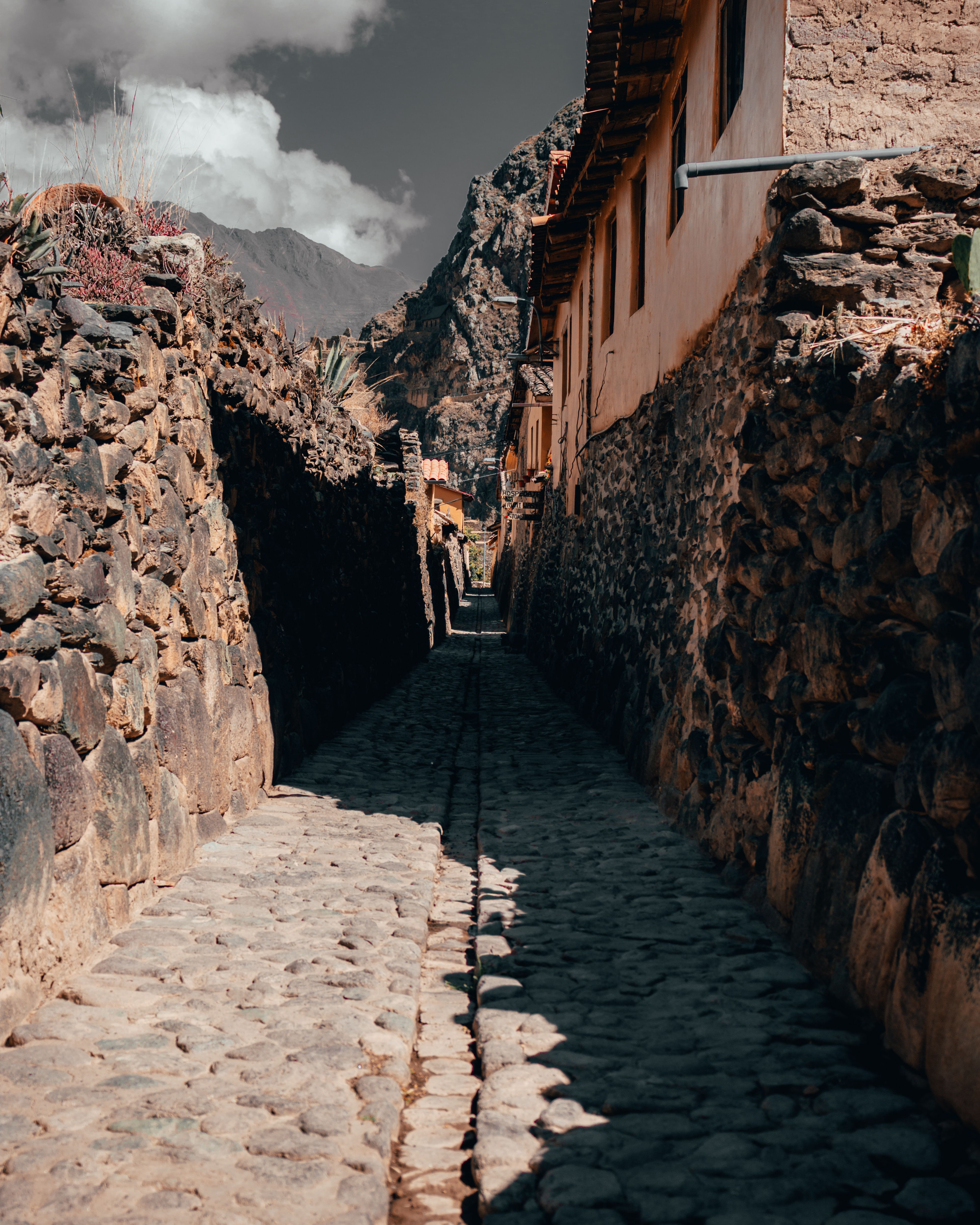 Street Ruins Photos, Download The BEST Free Street Ruins Stock Photos ...