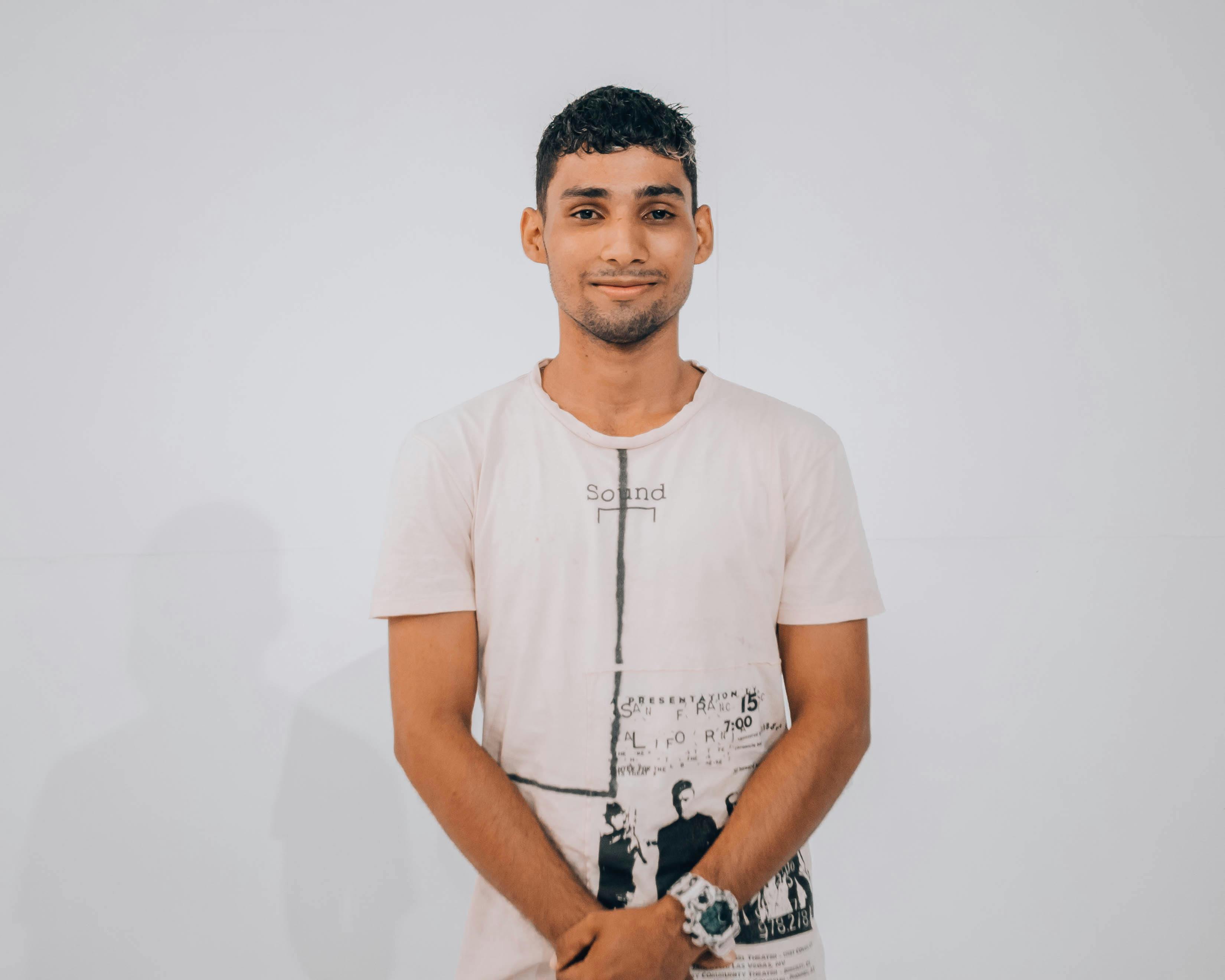 Young Man Grinning Photos, Download The BEST Free Young Man Grinning ...