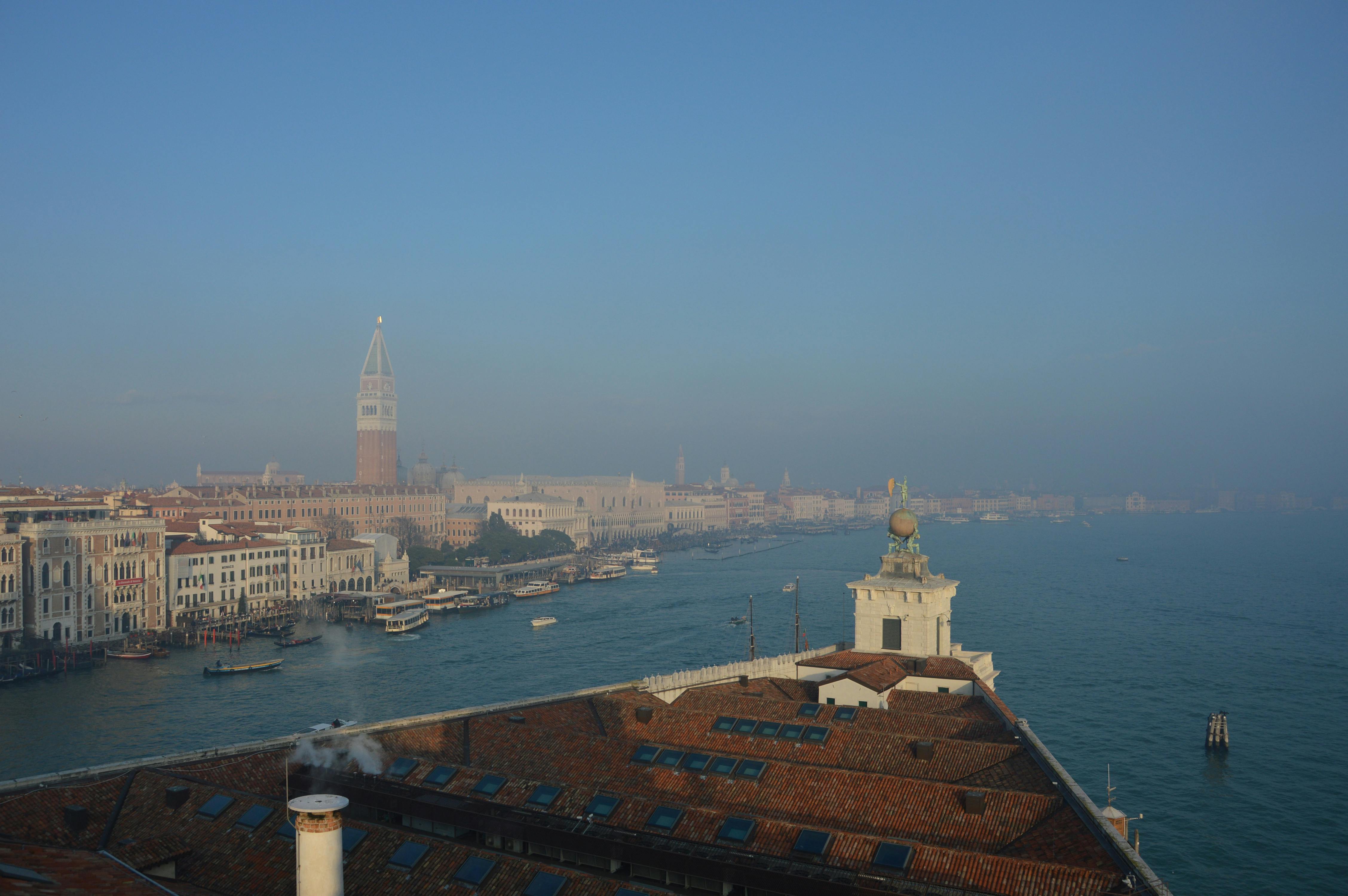 Venice Rooftop Photos, Download The BEST Free Venice Rooftop Stock ...