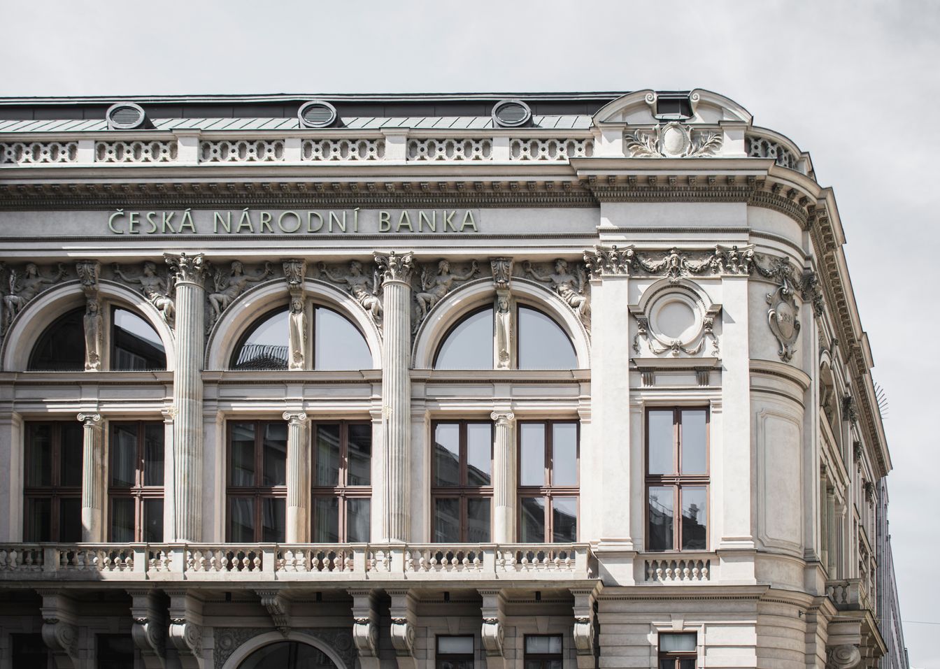 Understanding Bank Otsar Ha-Hayal: History and Operations