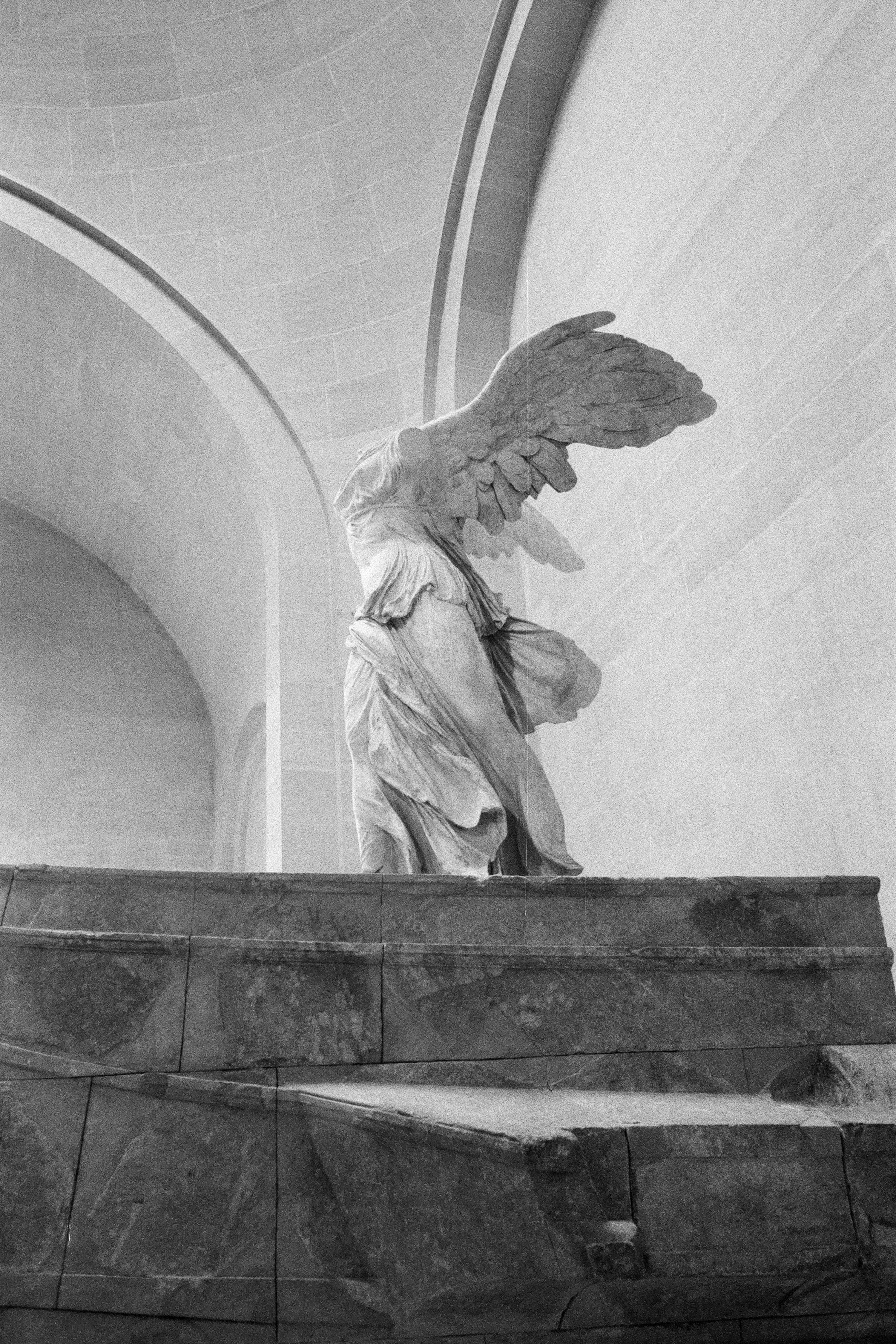 2,887,919+以上の無料サモトラケのニケ画像