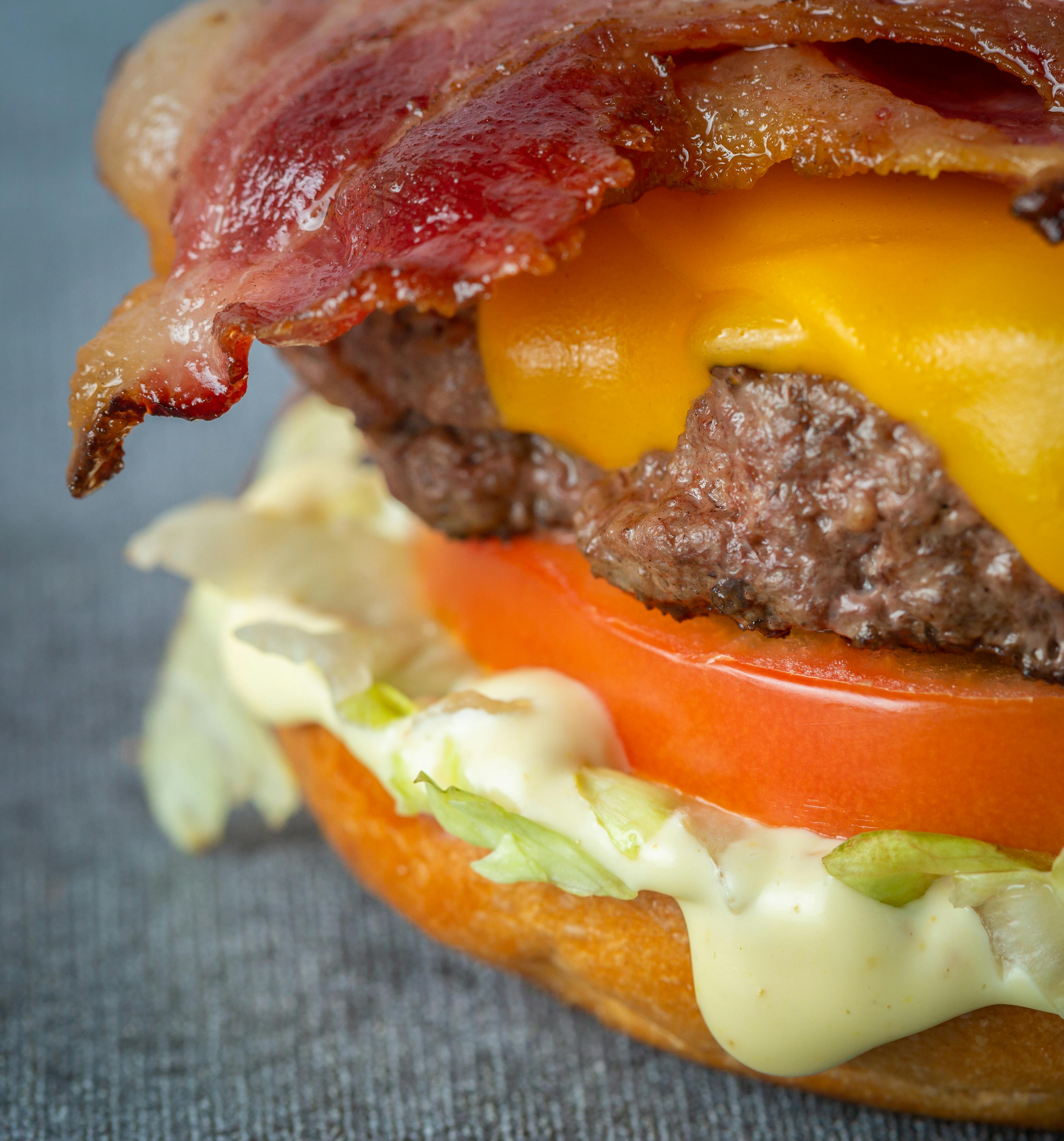 Close up of Cheeseburger · Free Stock Photo