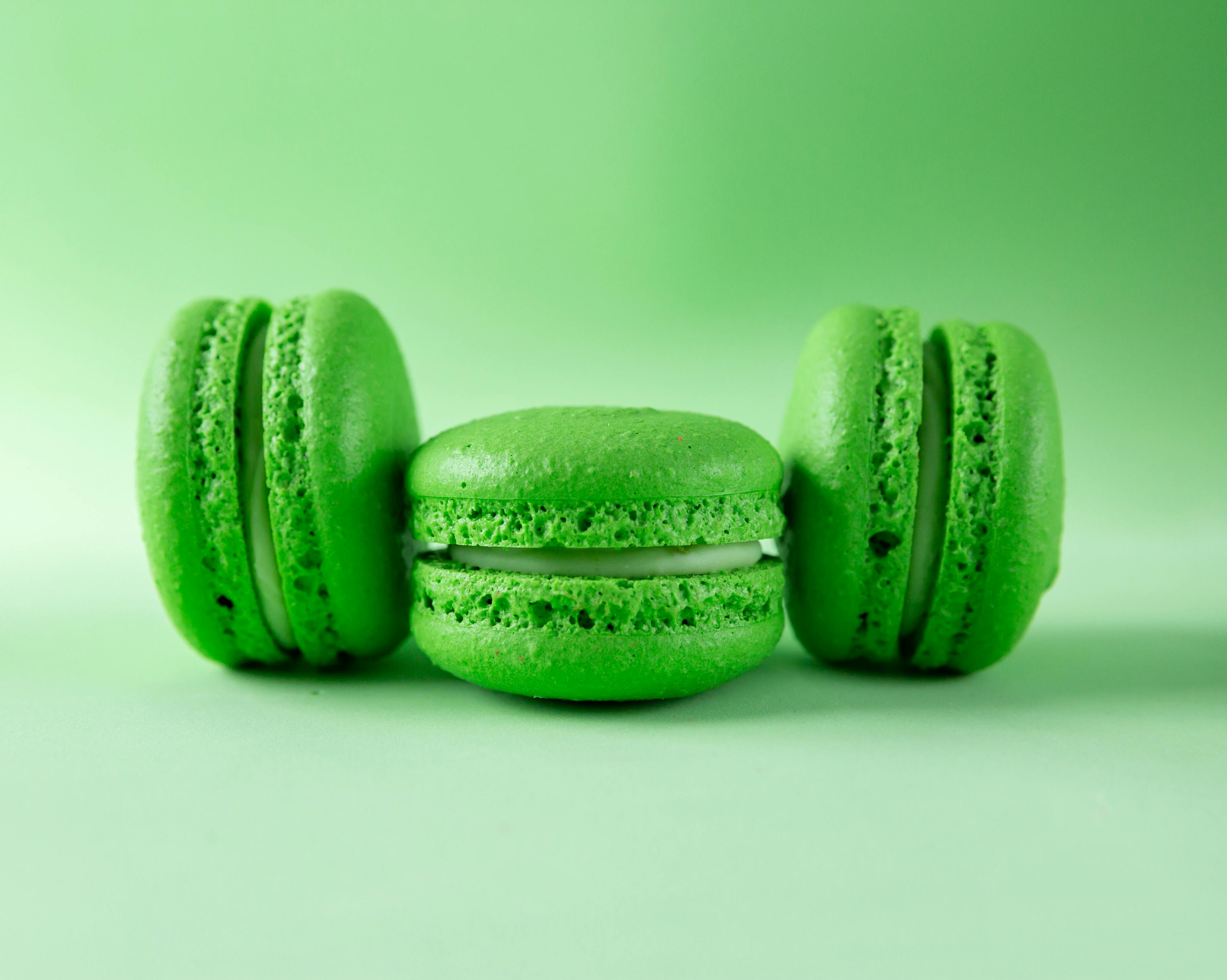 Green Macarons Photos, Download The BEST Free Green Macarons Stock ...