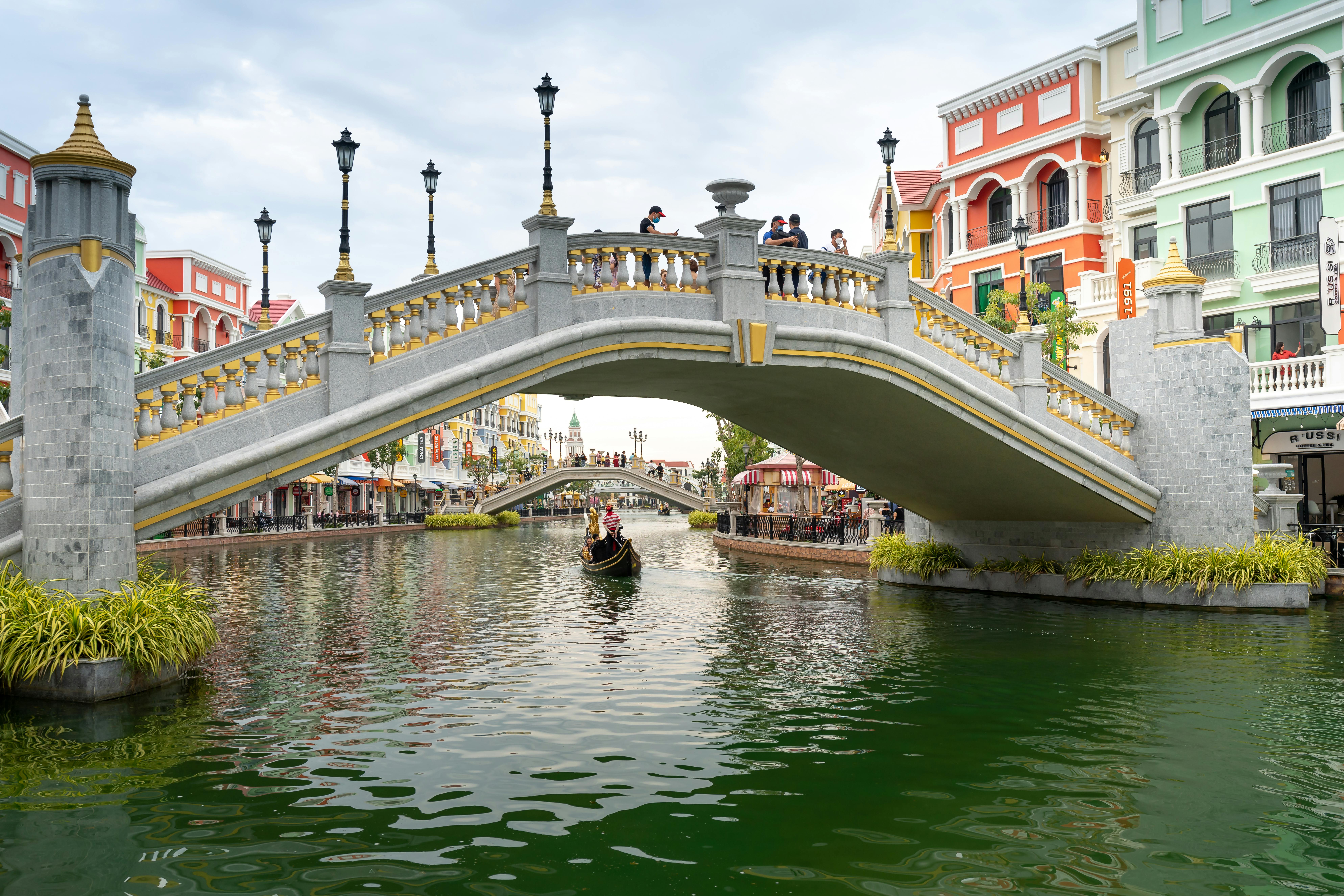 People Enjoying Boat Rides · Free Stock Photo