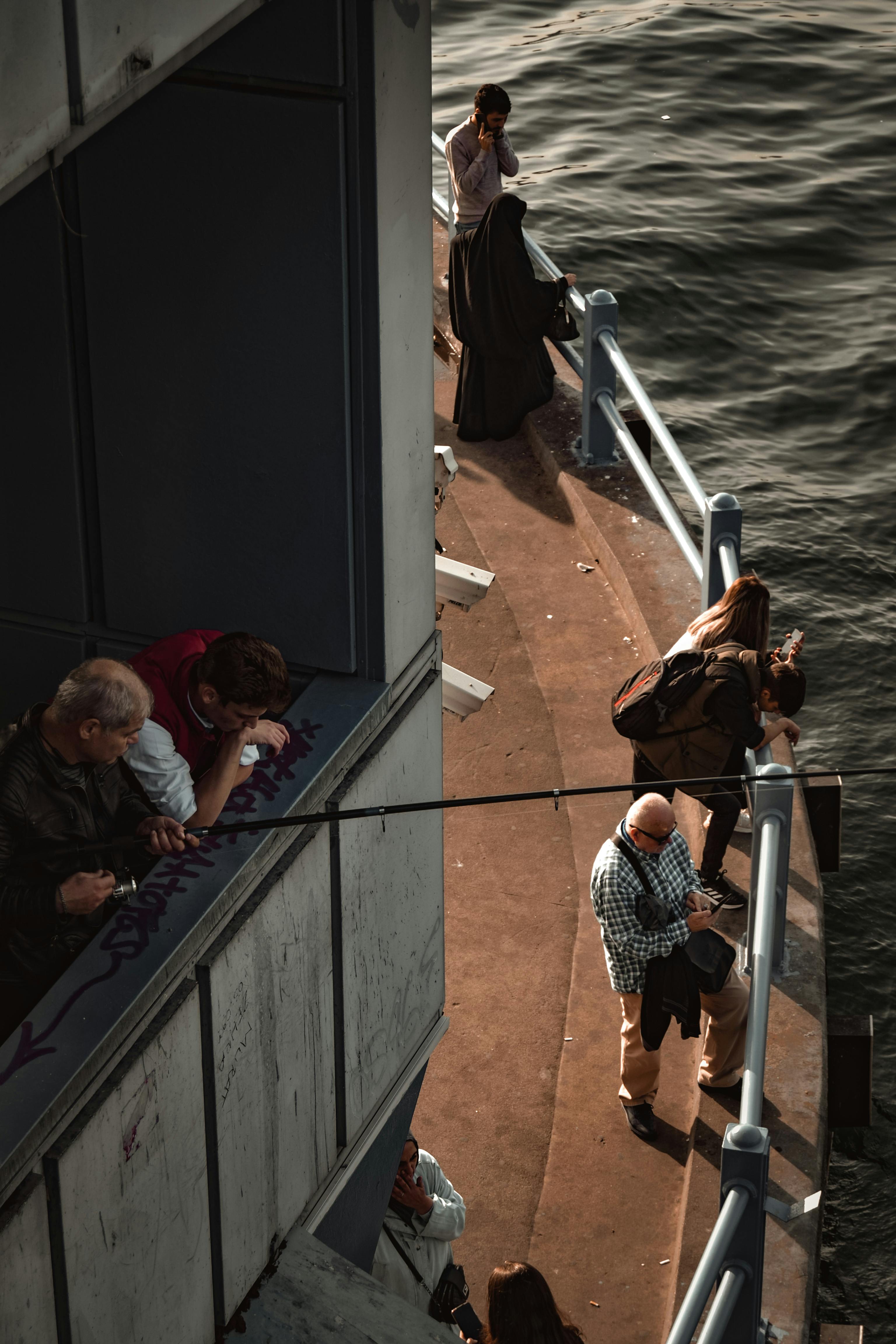 People on Ship · Free Stock Photo