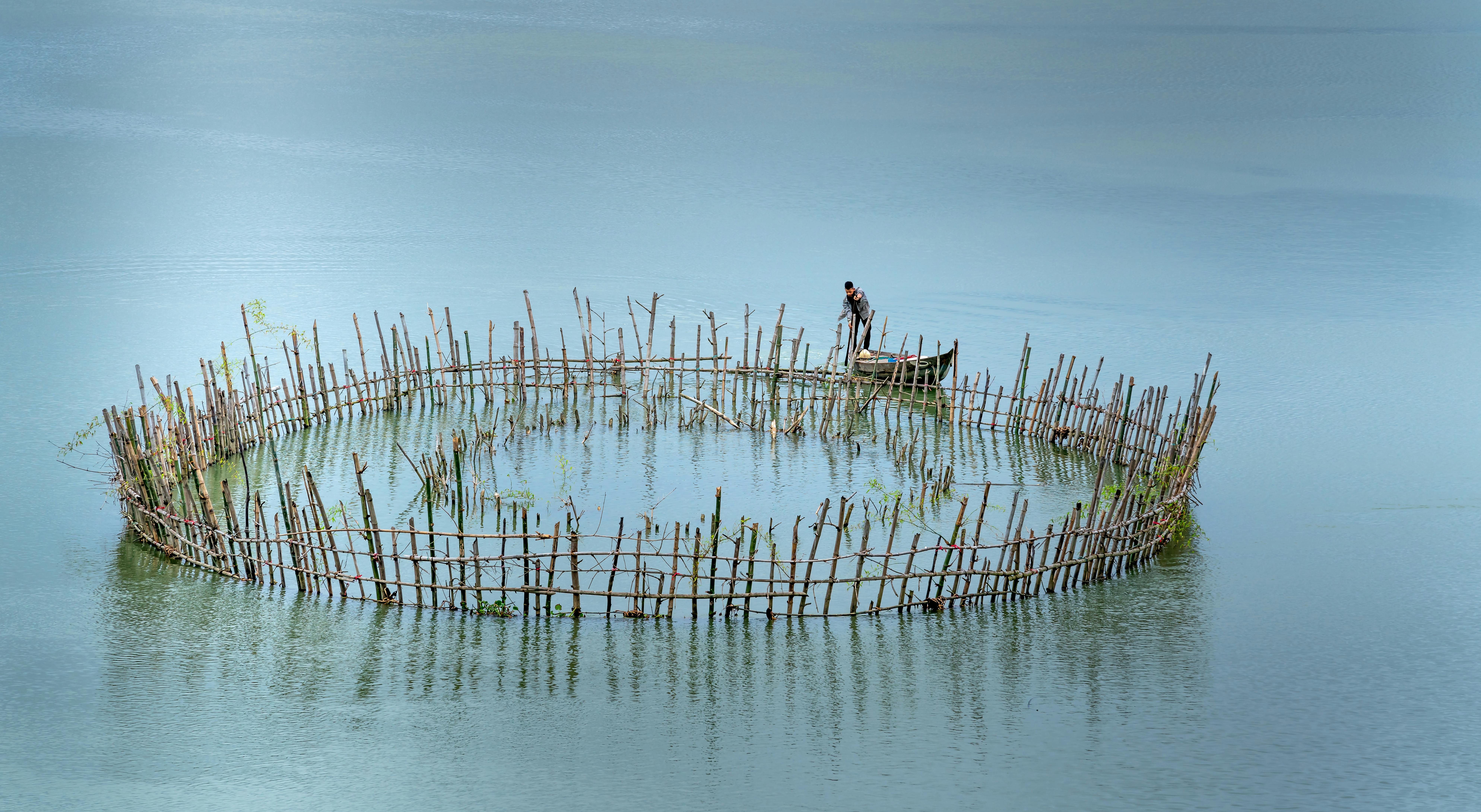 Circle Raft Boat Photos, Download The BEST Free Circle Raft Boat Stock ...