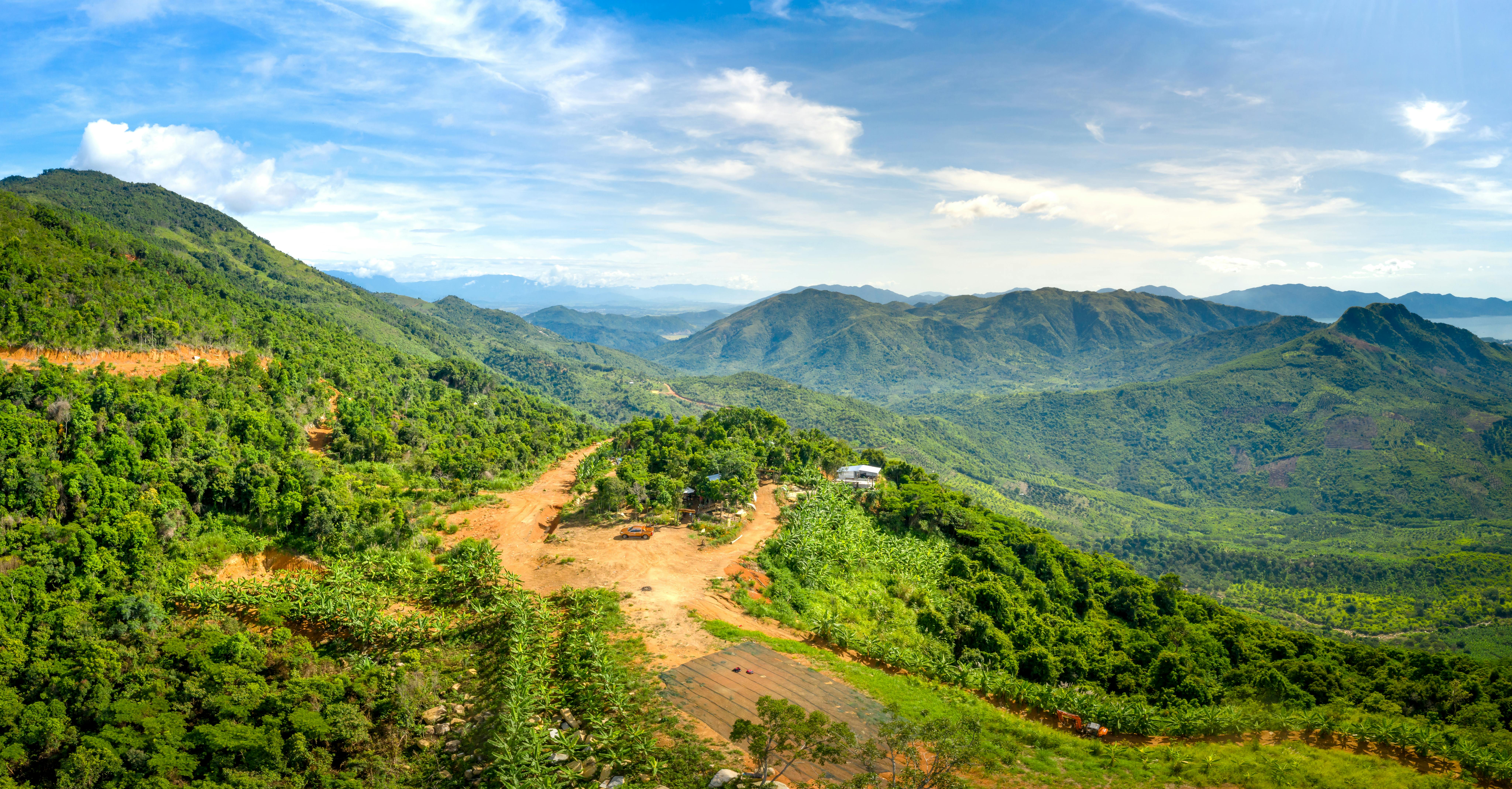 Aerial View of Green mountain · Free Stock Photo