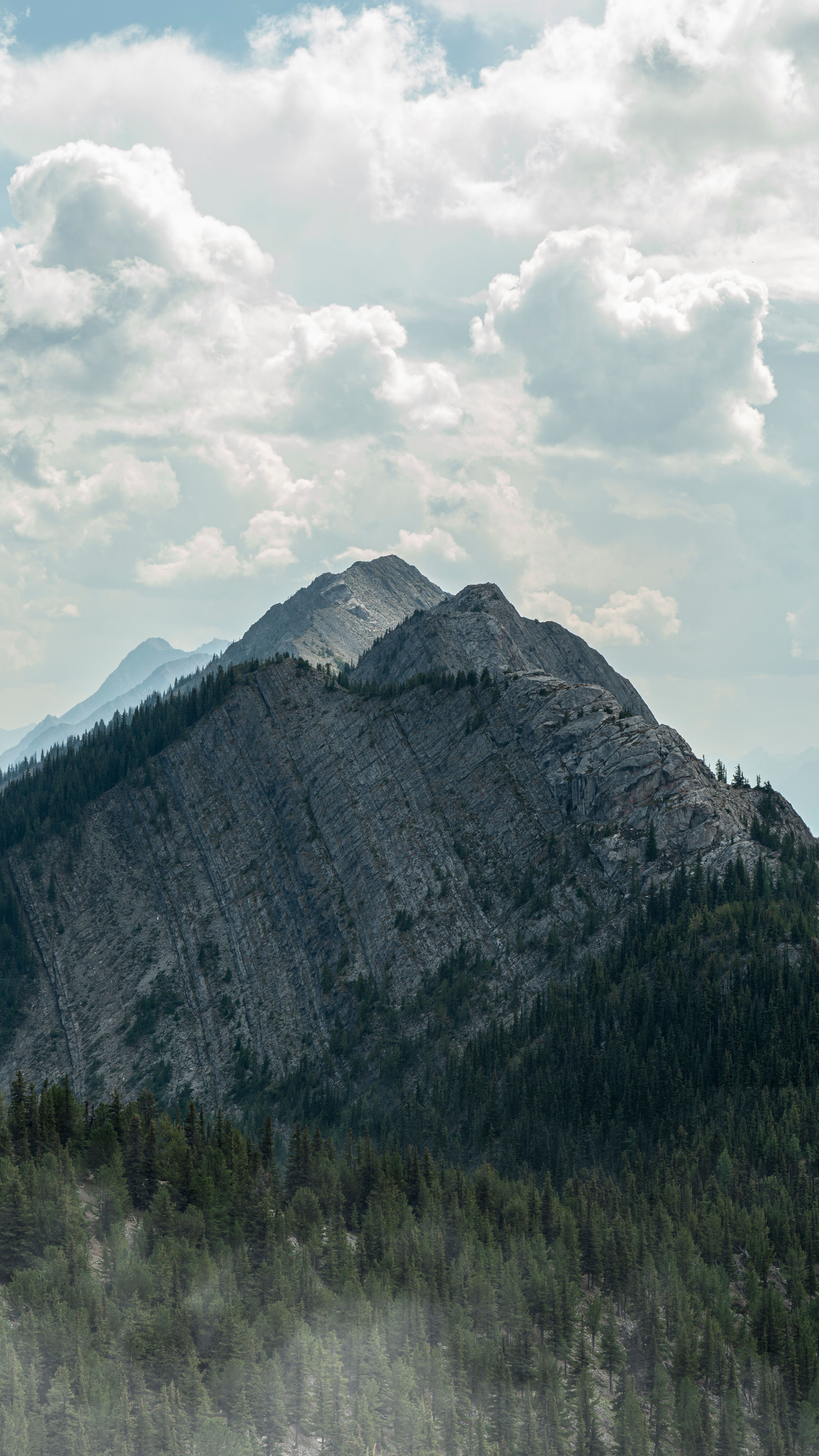 Pathway between Cliff Mountains · Free Stock Photo