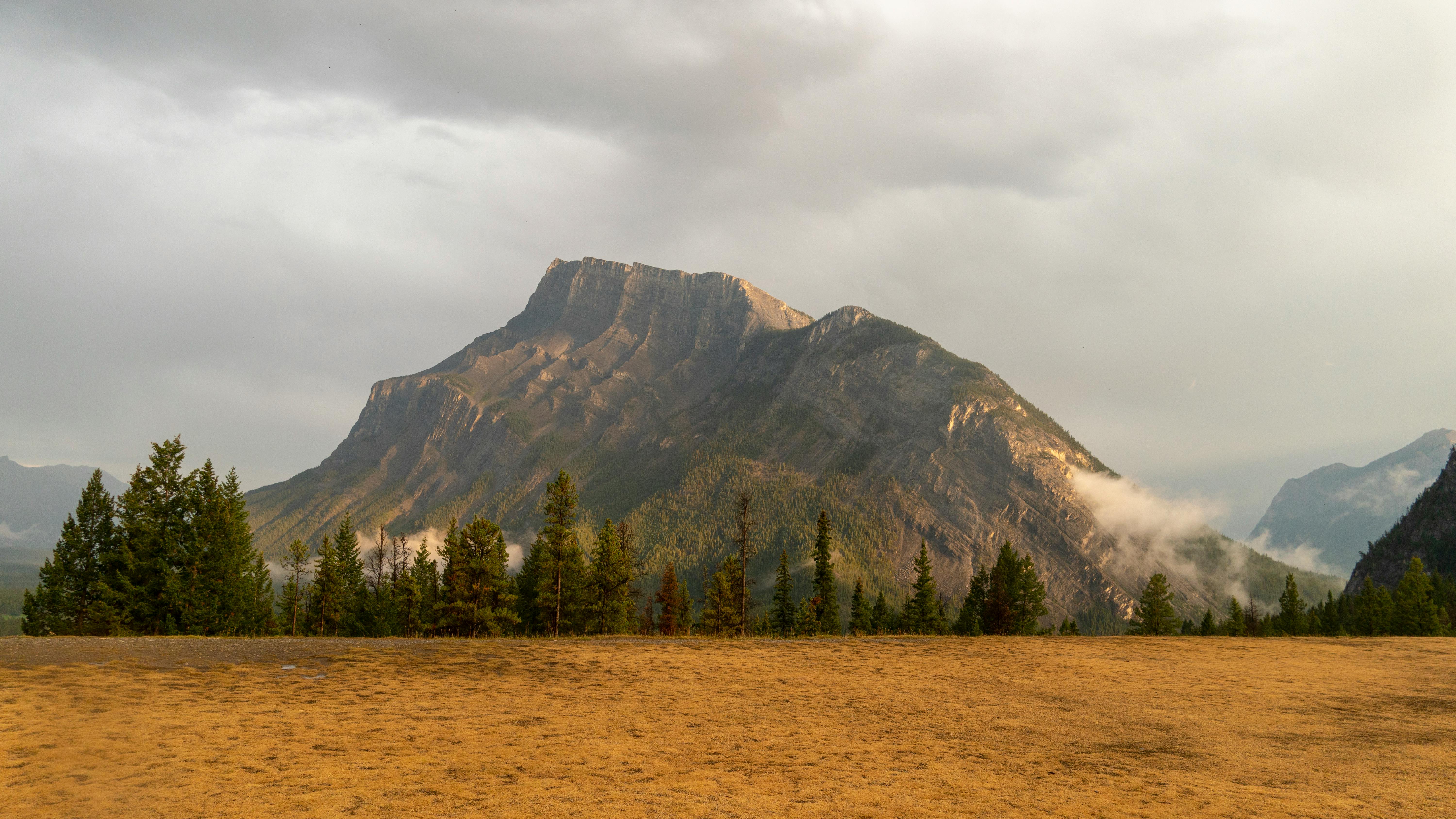 lonly mountain · Free Stock Photo