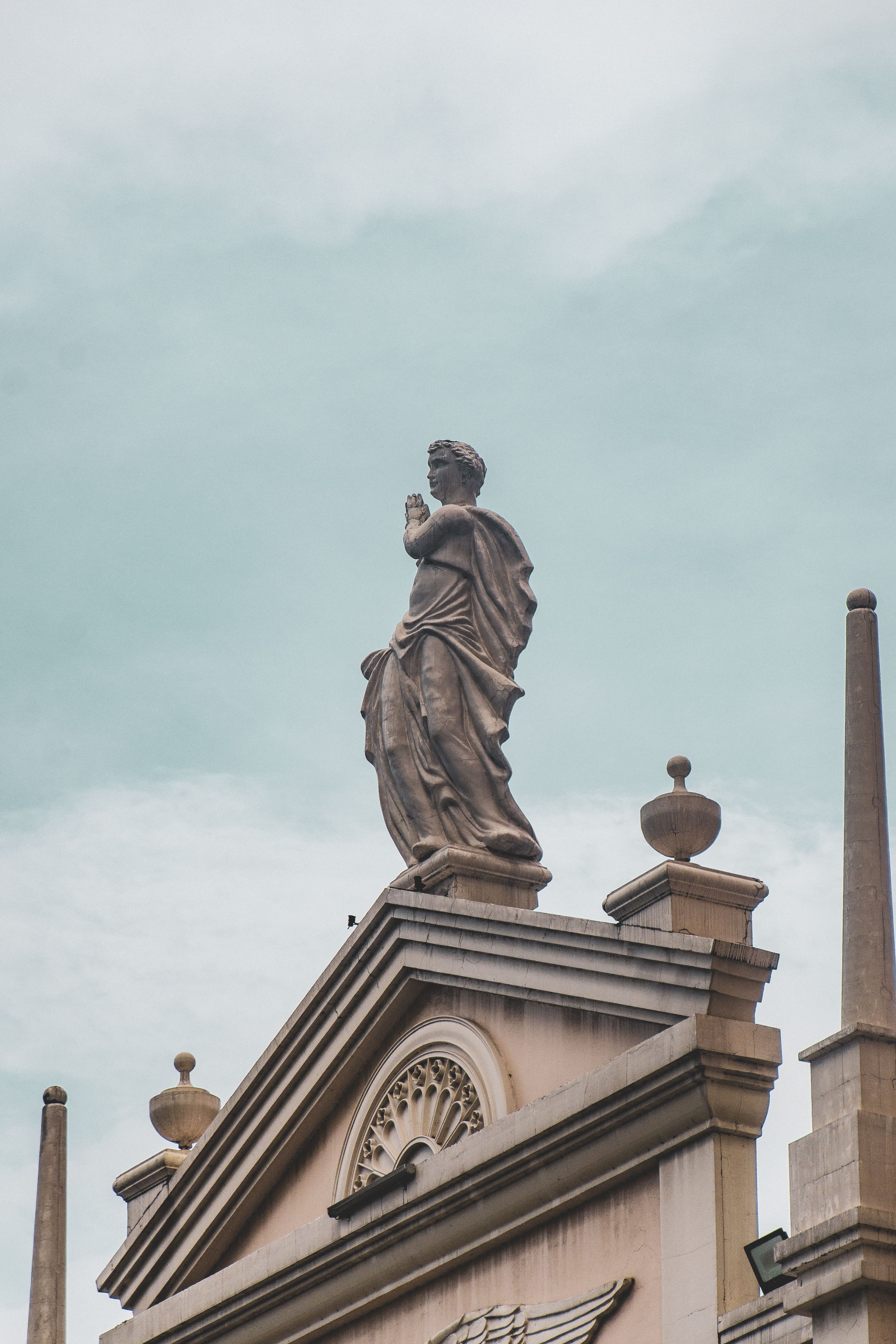 Statues of Cupid and Psyche · Free Stock Photo