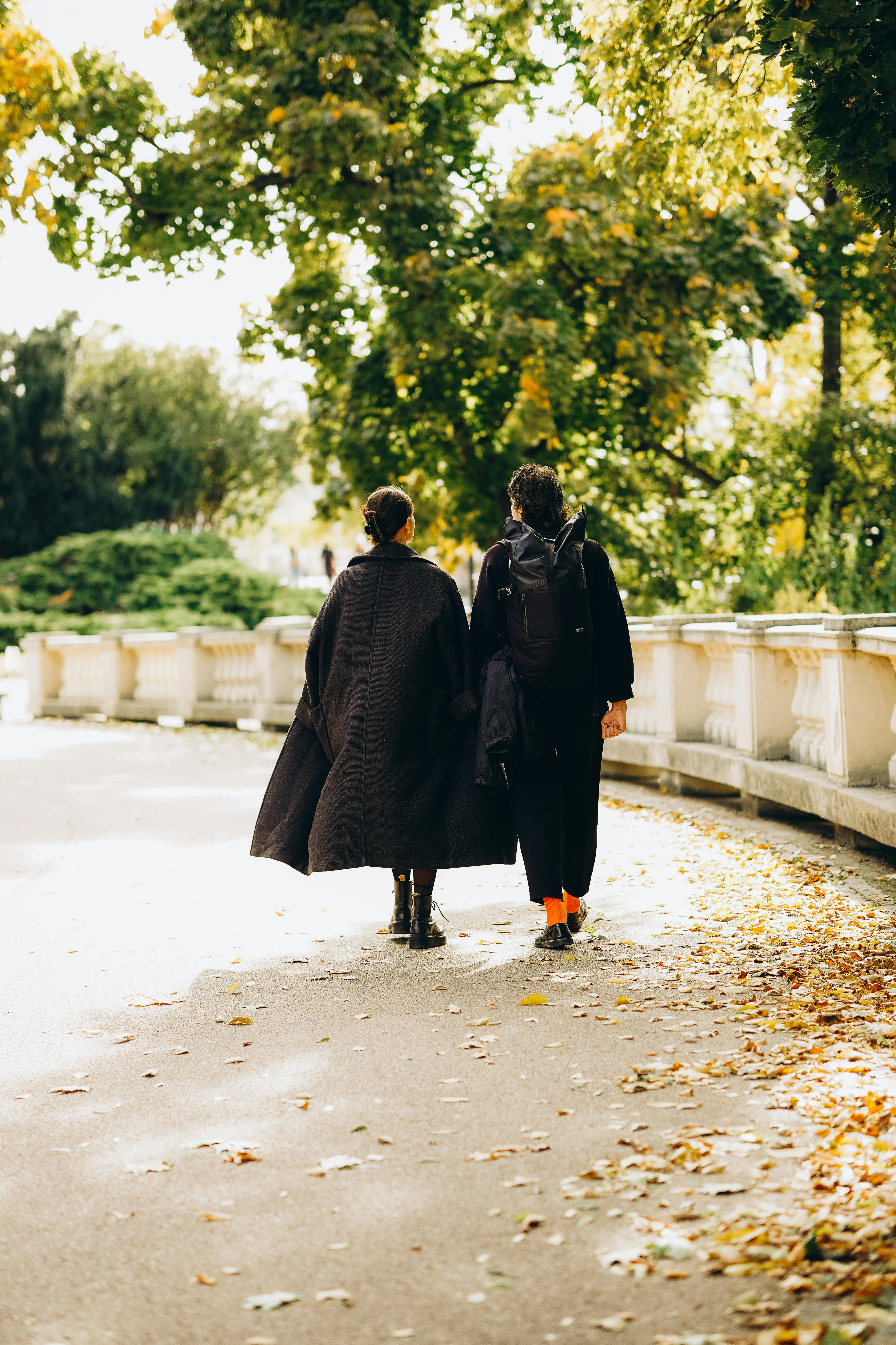 Couple on Stroll · Free Stock Photo
