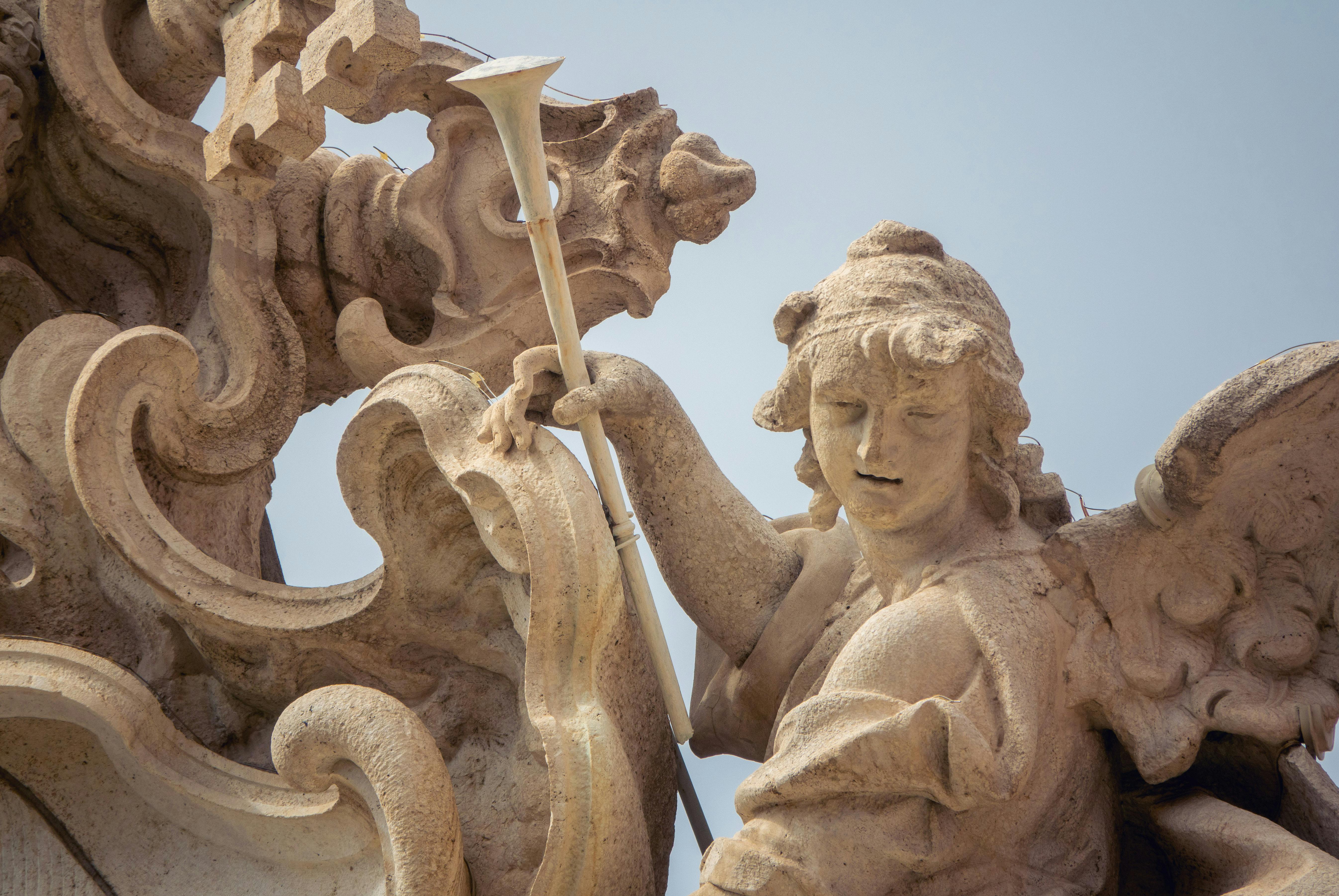 Close up of White Marble Sculptures · Free Stock Photo