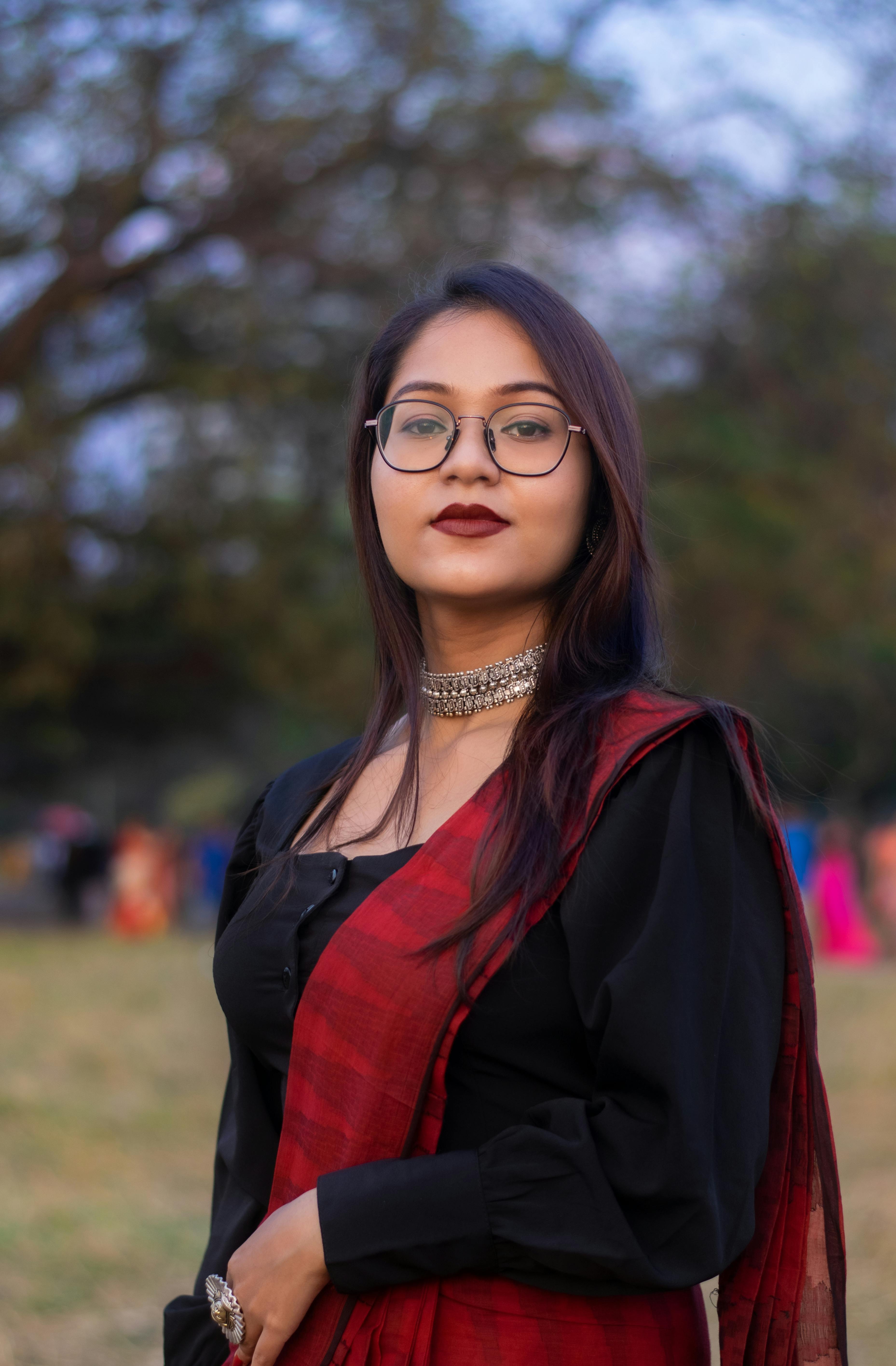 Girl In Saree Photos, Download Free Girl In Saree Stock Photos & HD Images