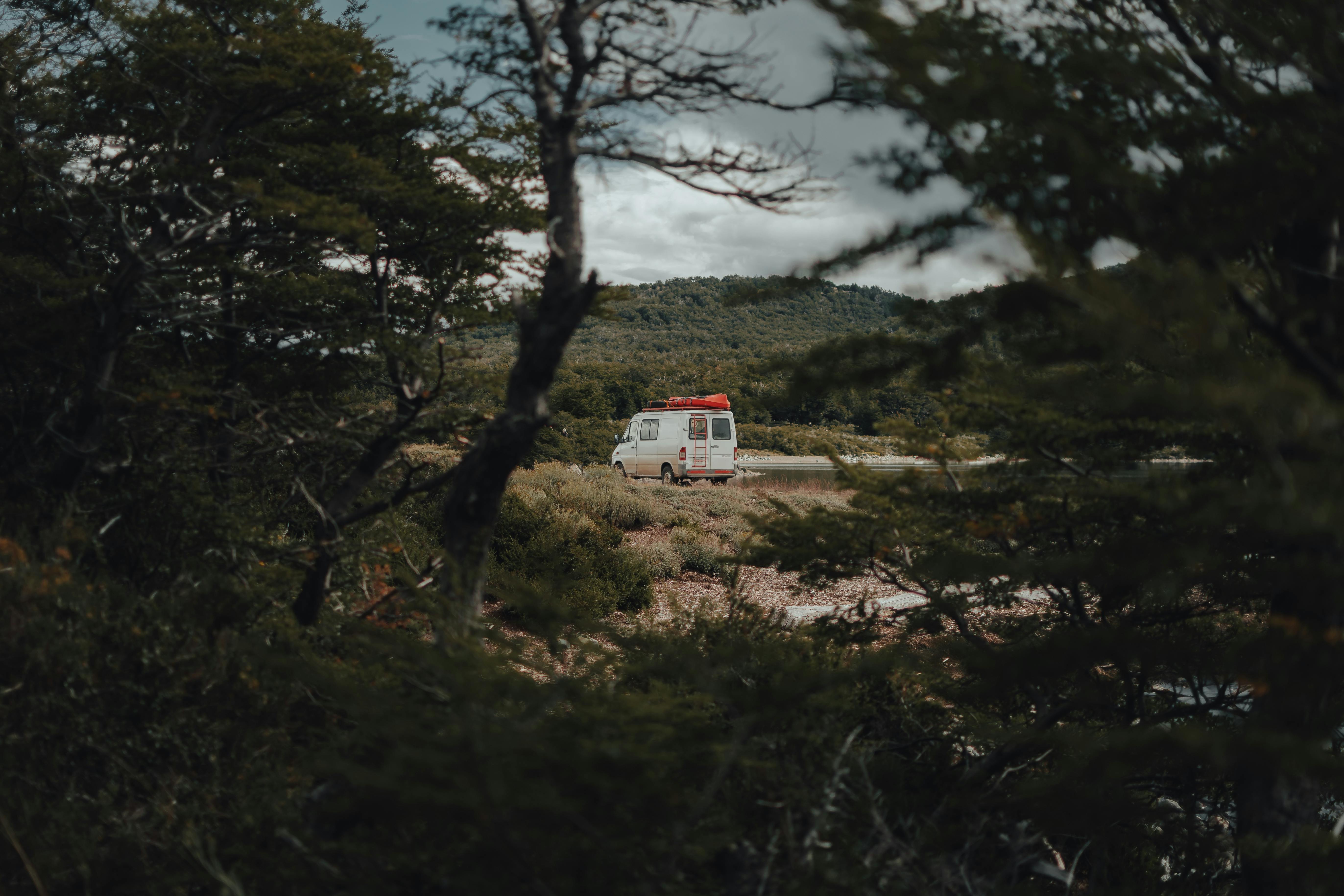 Van in Wilderness · Free Stock Photo
