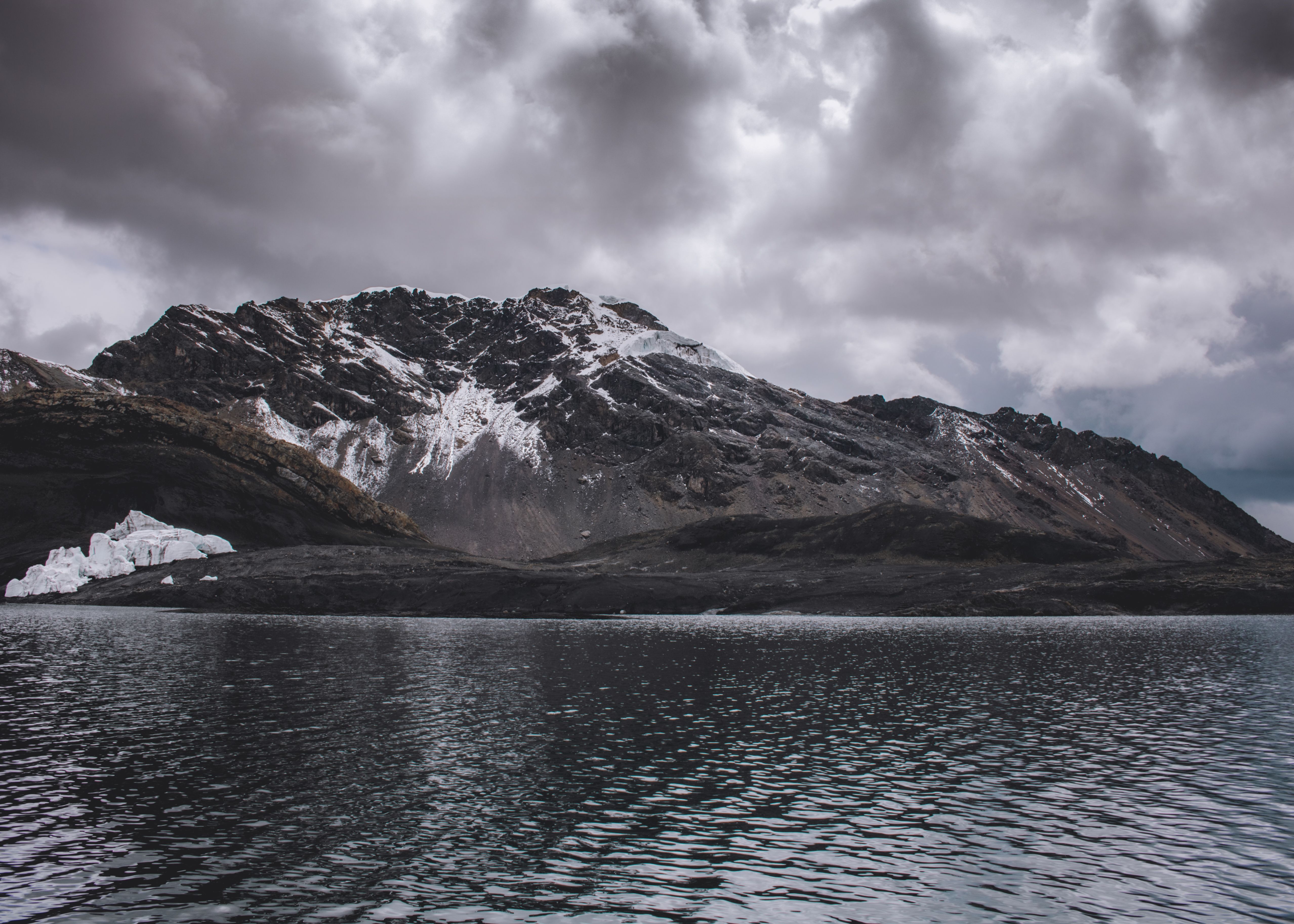 Mountain on Island · Free Stock Photo