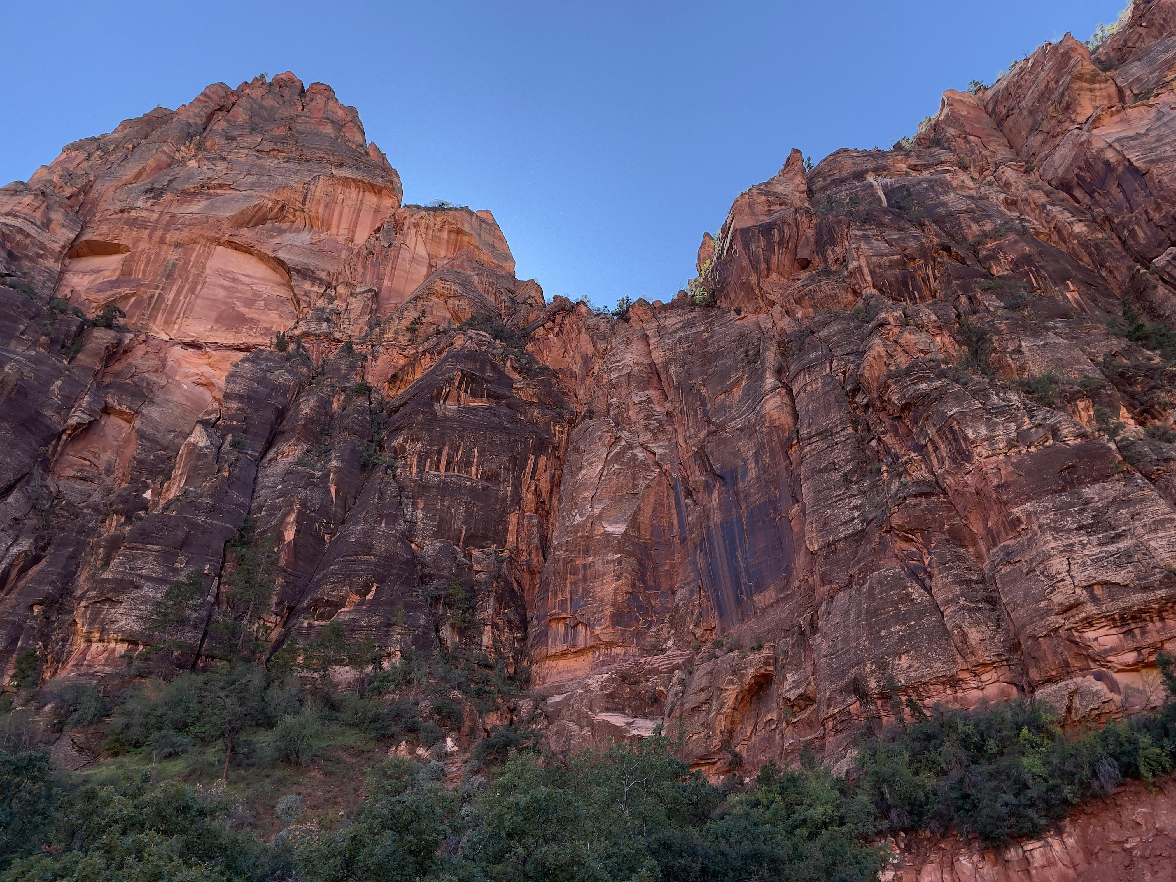 Horizontal Rock Formation · Free Stock Photo