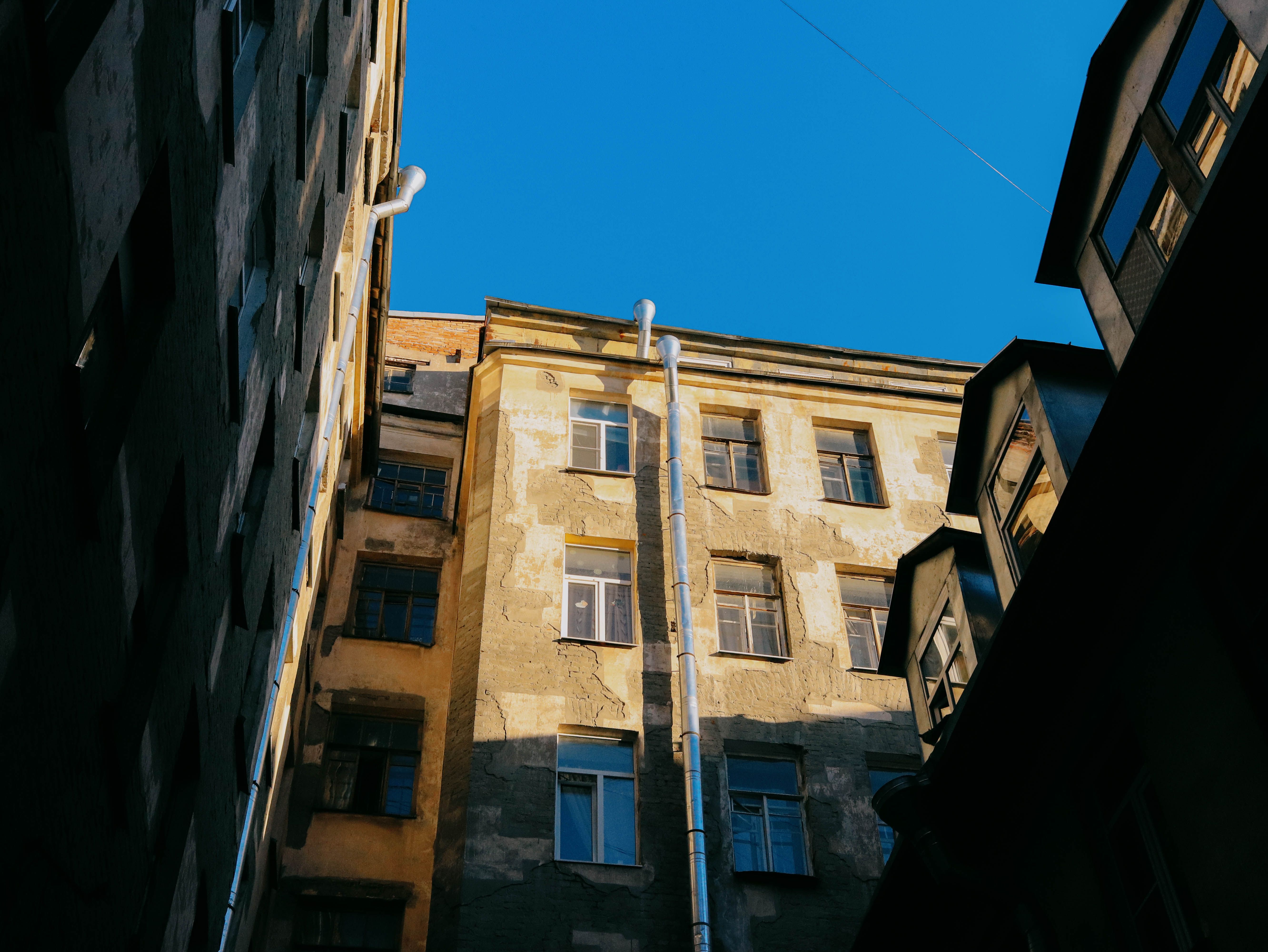 Low Angle Shot of Castle Tower · Free Stock Photo