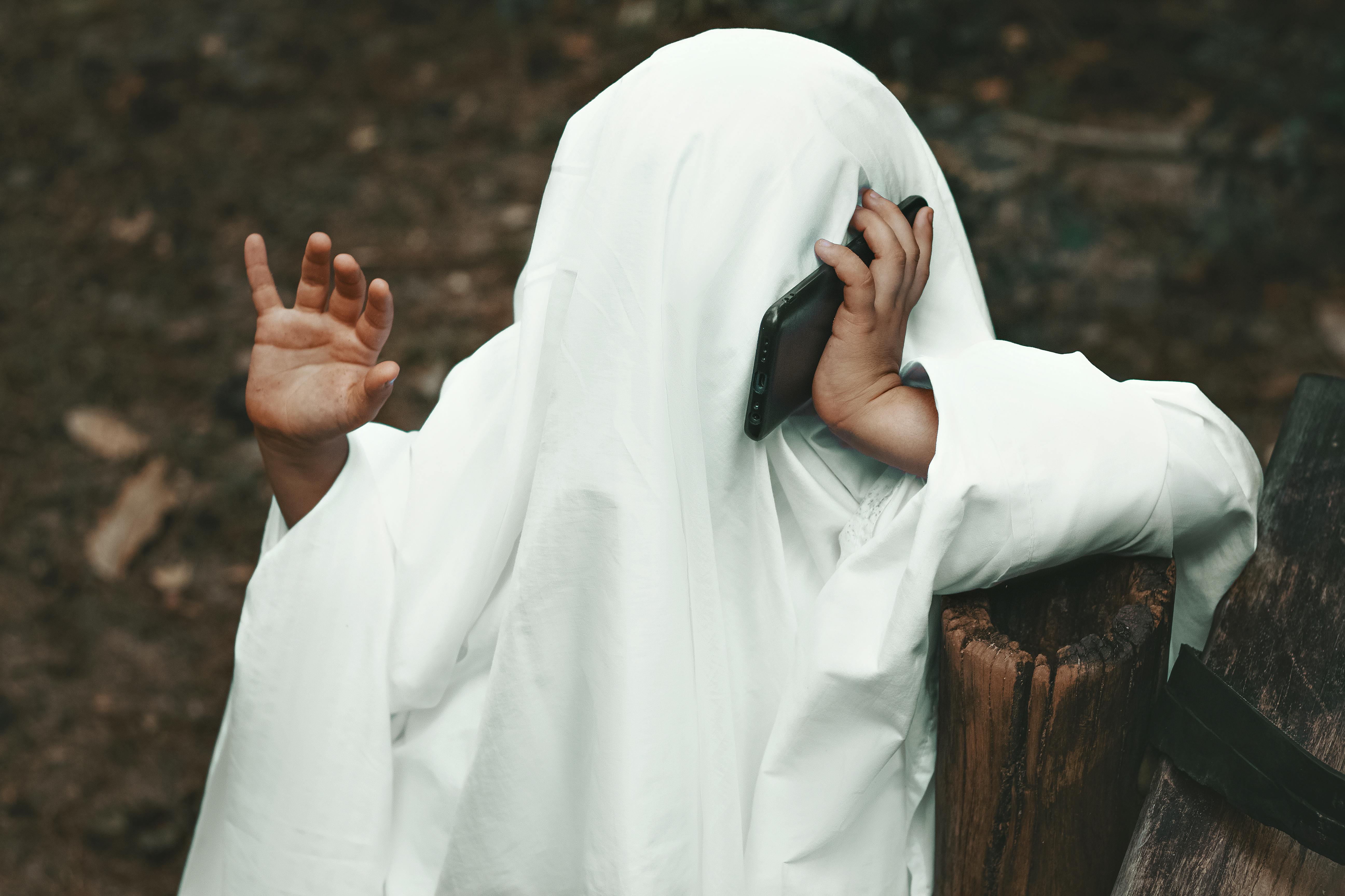 Ghost Calls Photos, Download The BEST Free Ghost Calls Stock Photos ...