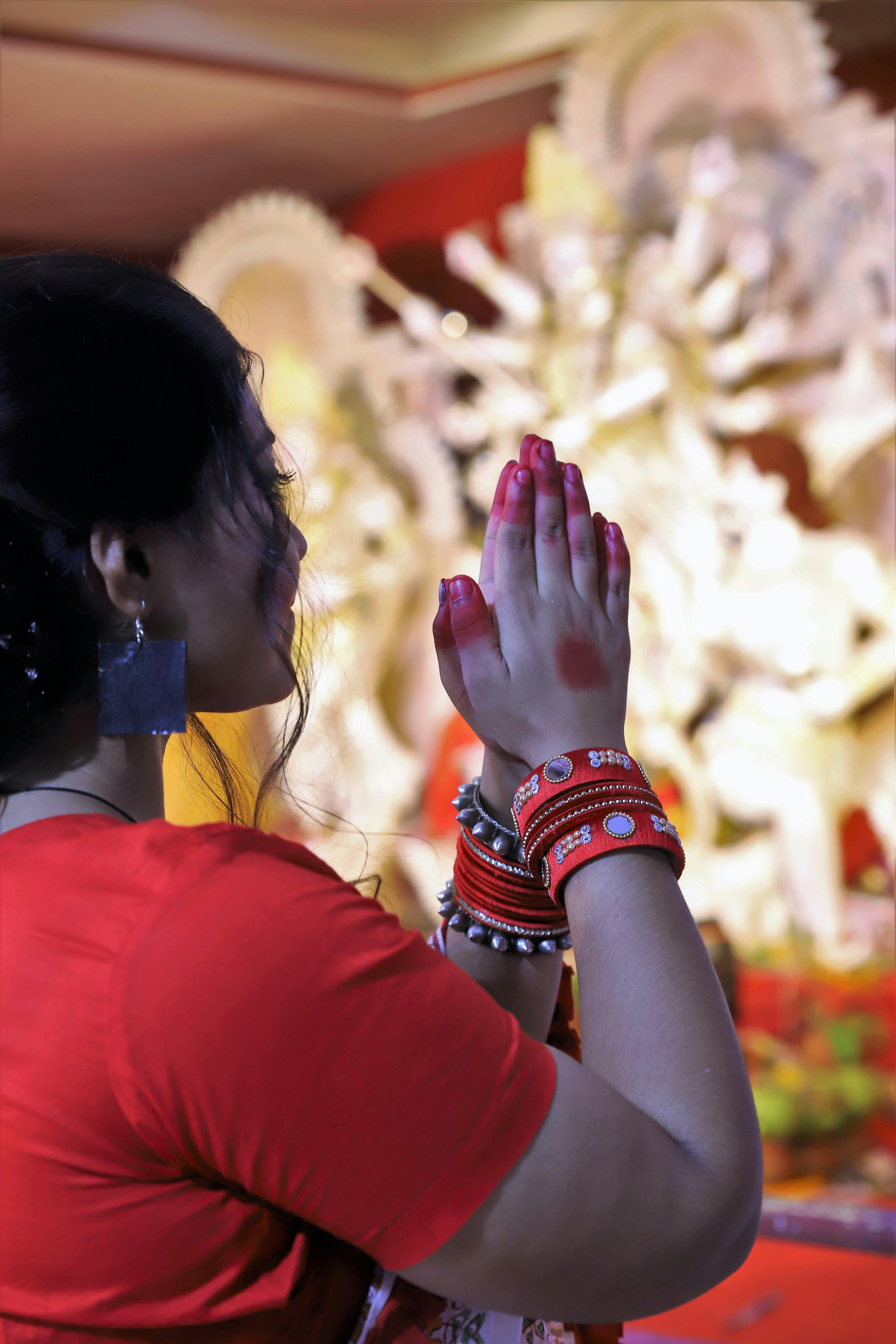 Hindu Woman Praying · Free Stock Photo