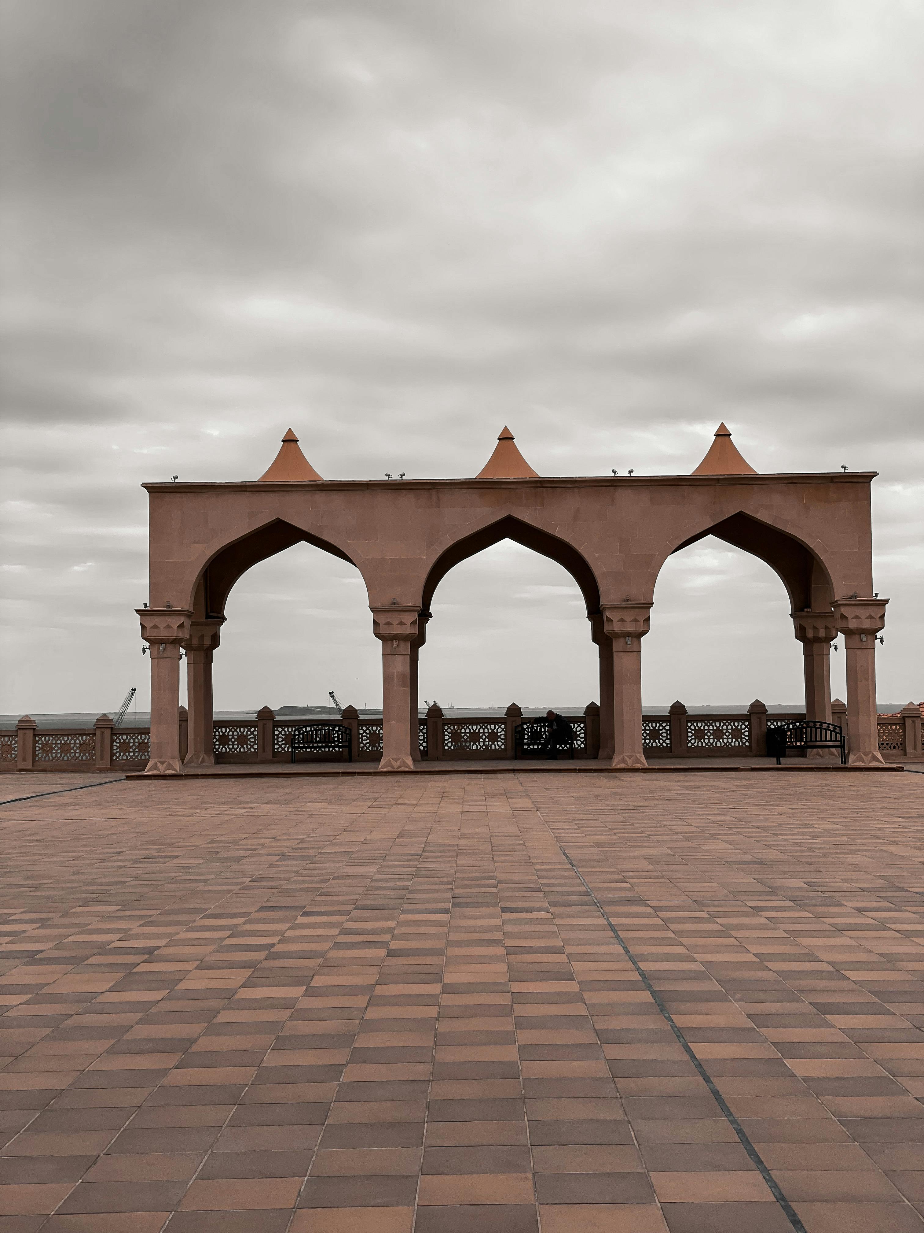 Square and Building with Columns · Free Stock Photo