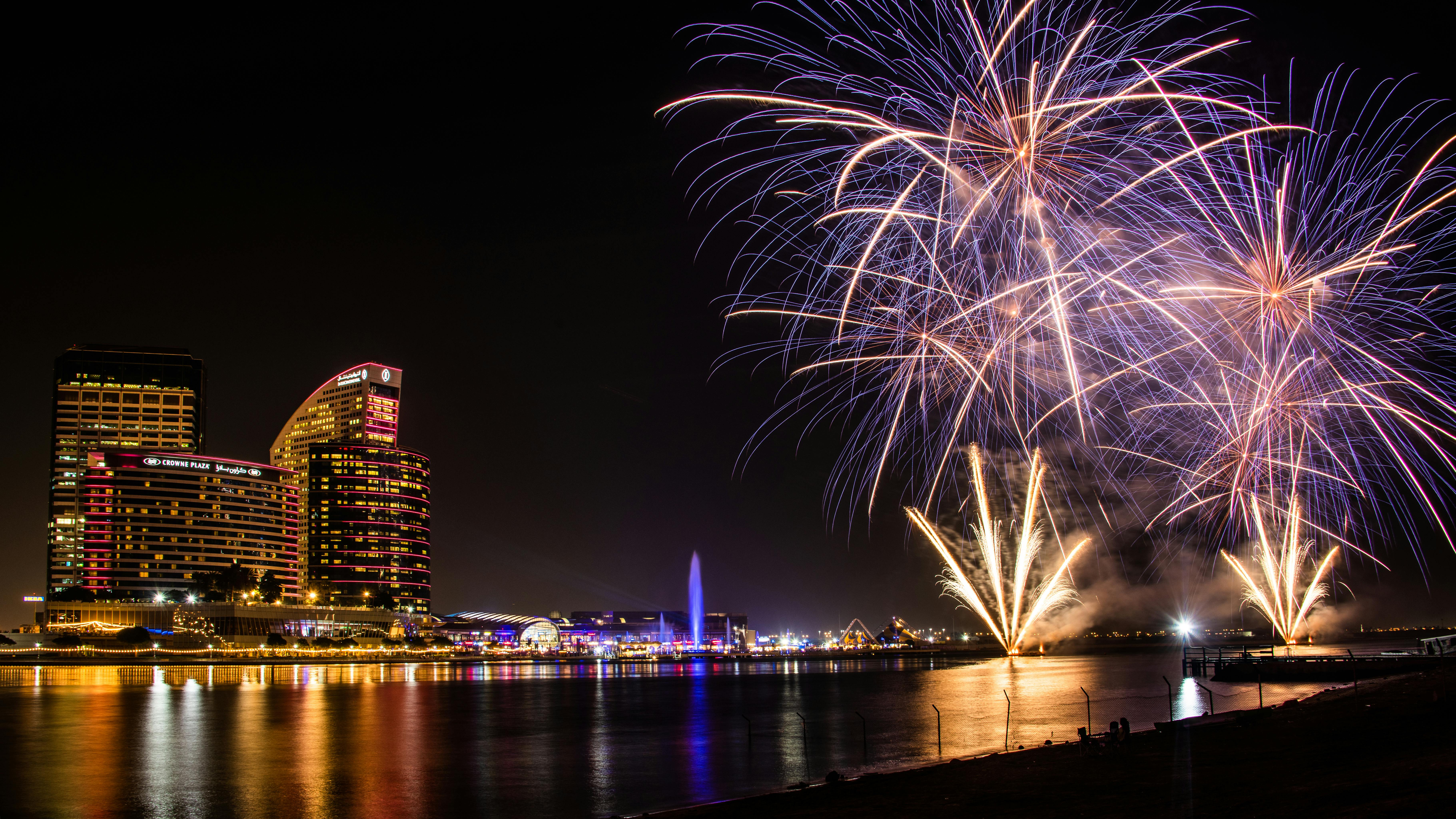 Dubai Festival City Mall Fireworks · Free Stock Photo