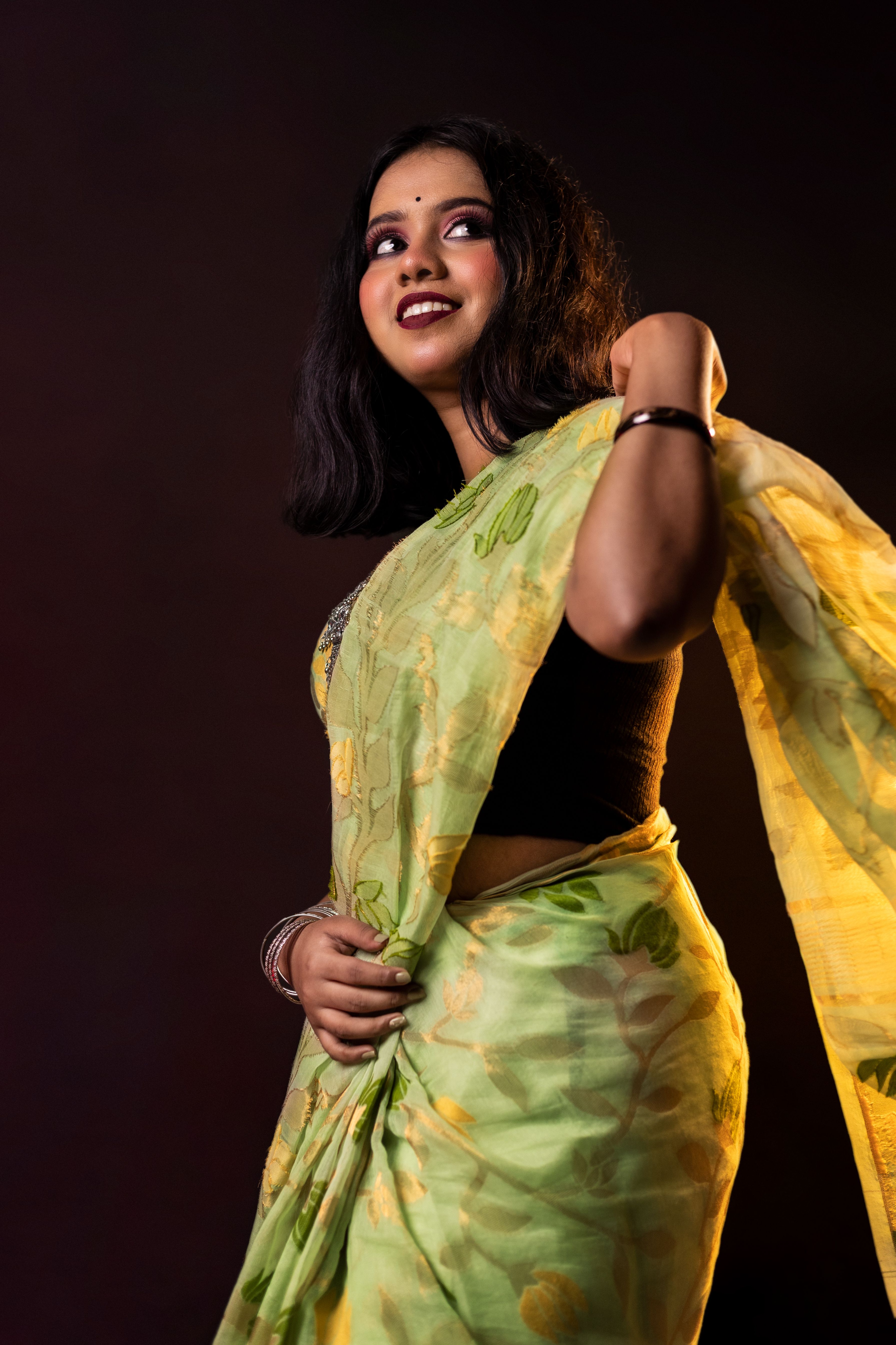 Saree Background Photos, Download The BEST Free Saree Background Stock ...