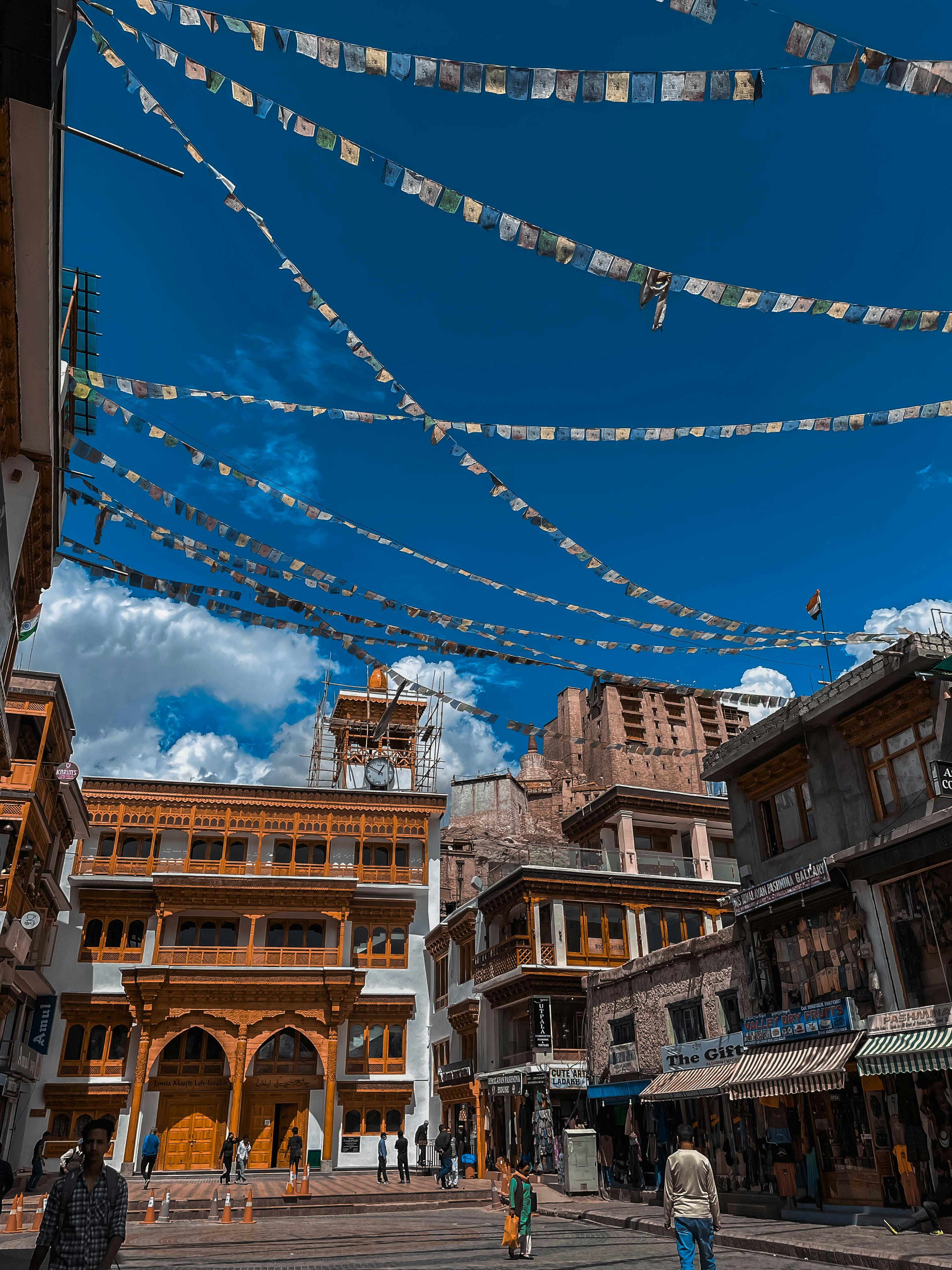 Karamvir Jakhar - 사진