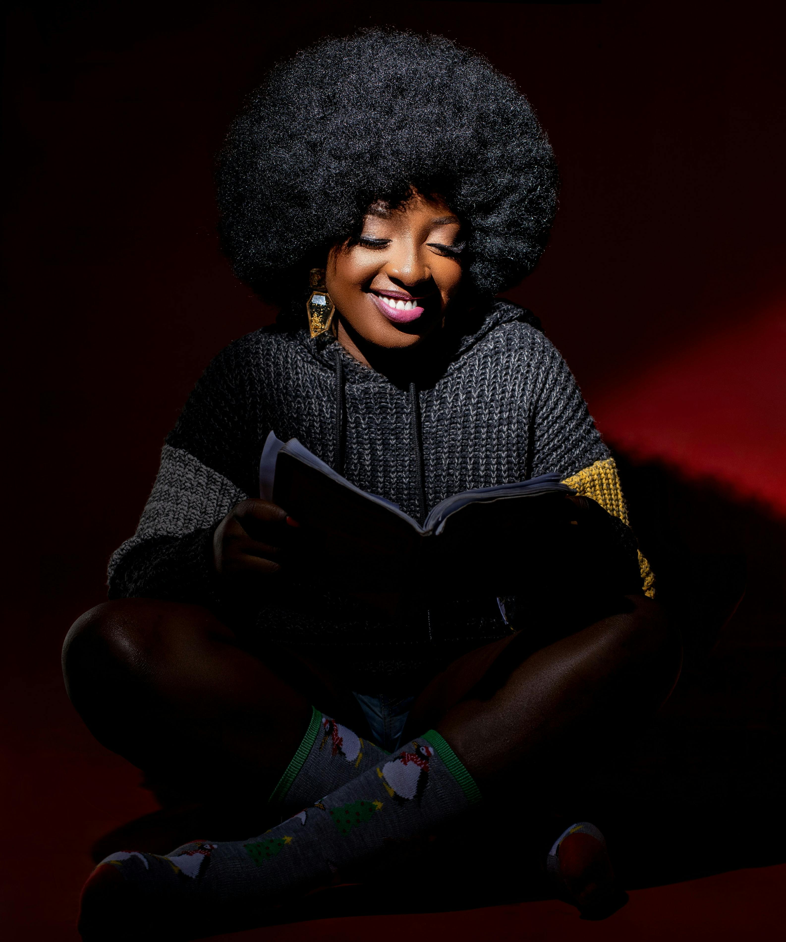 Woman Reading a Book · Free Stock Photo